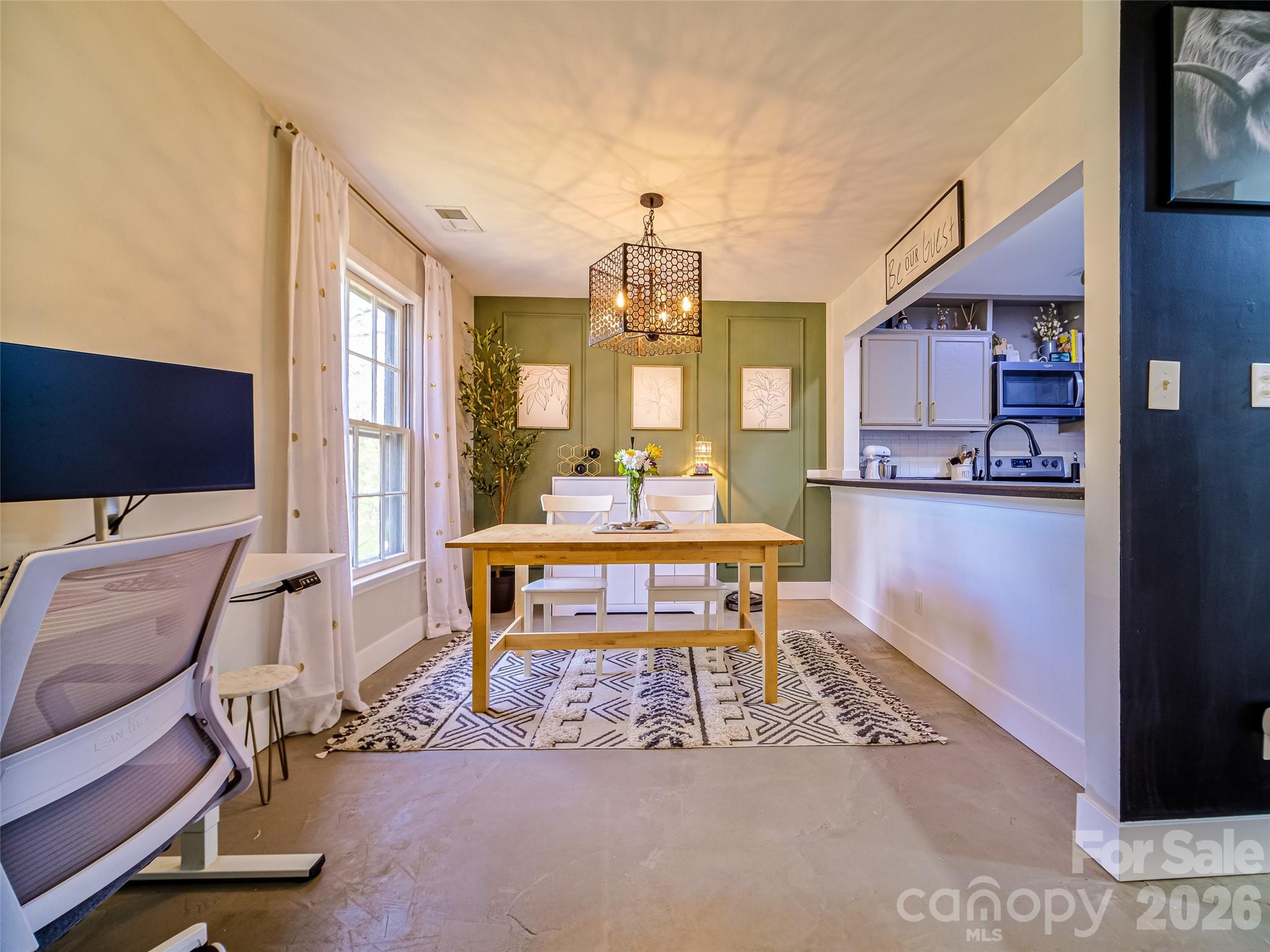 Photo 5 of 3300 Selwyn Farms Lane5, Charlotte, NC