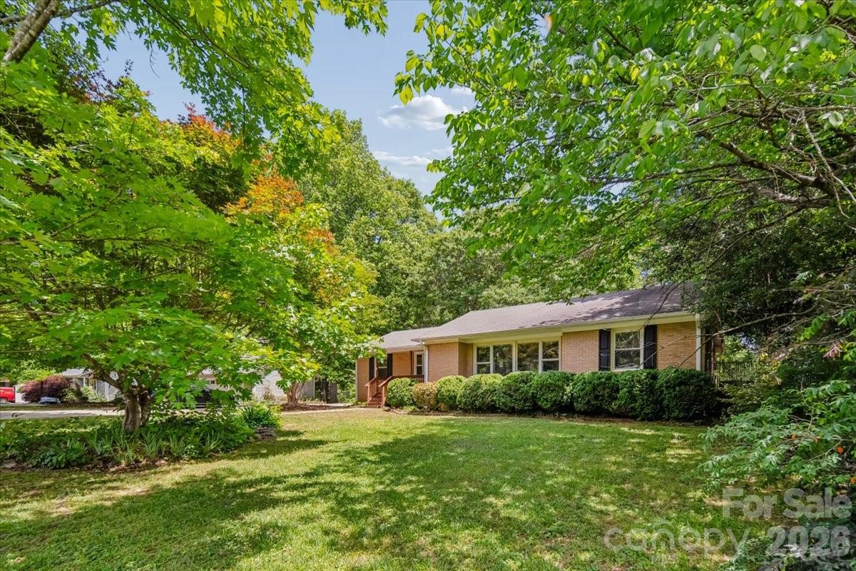 Photo 3 of 107 Fox Run Drive, Fort Mill, SC