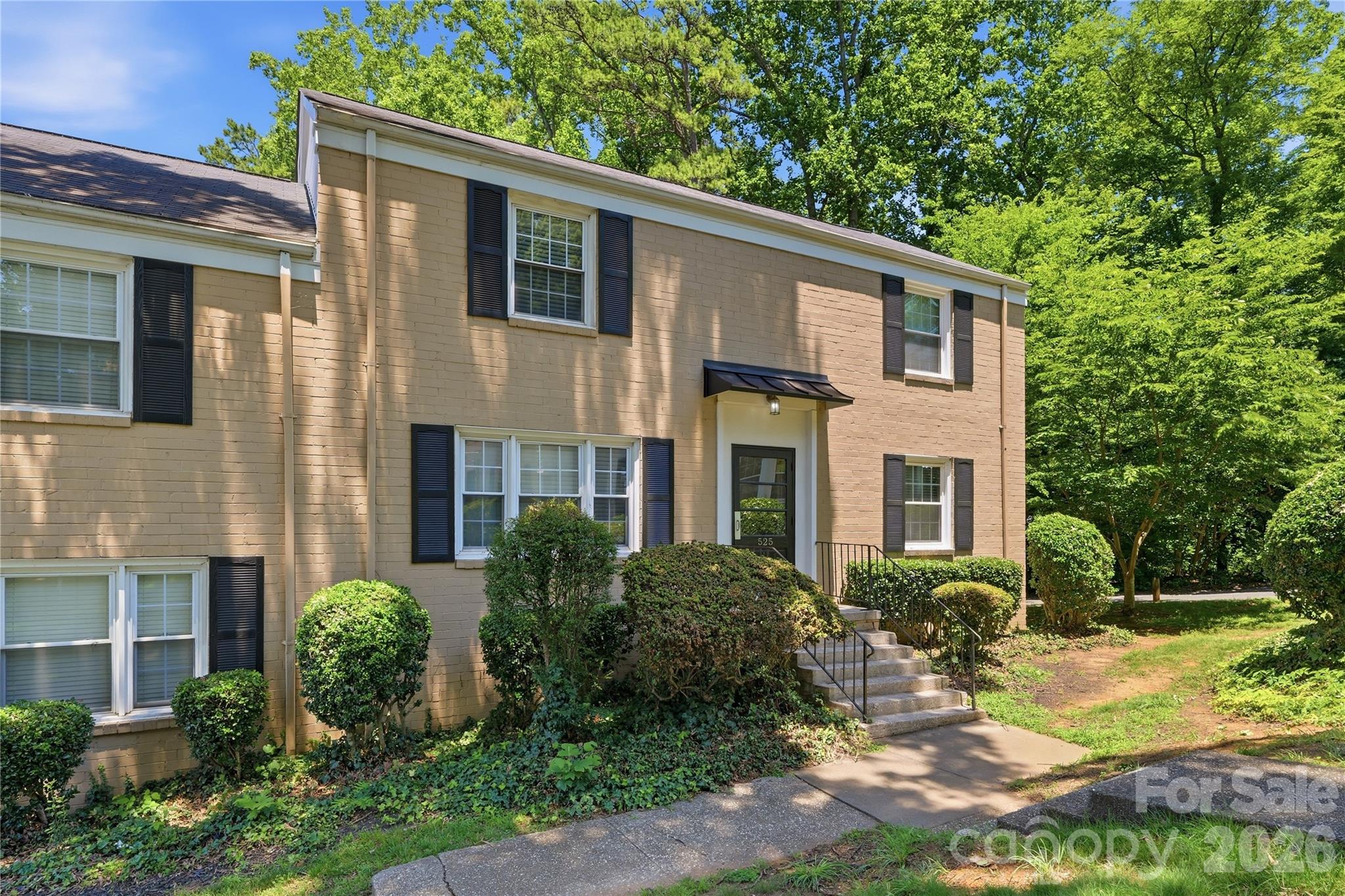 Photo 2 of 525 Wakefield Drive, Charlotte, NC