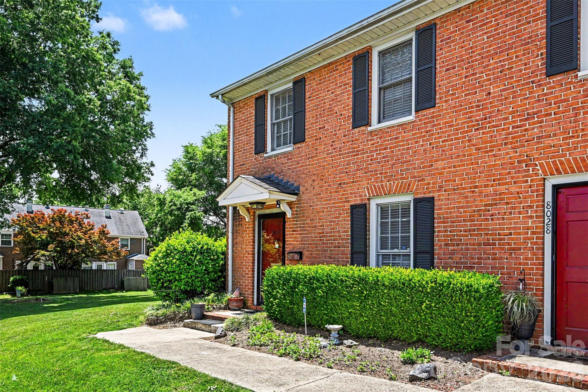 Photo 3 of 8030 Regent Park Lane, Charlotte, NC
