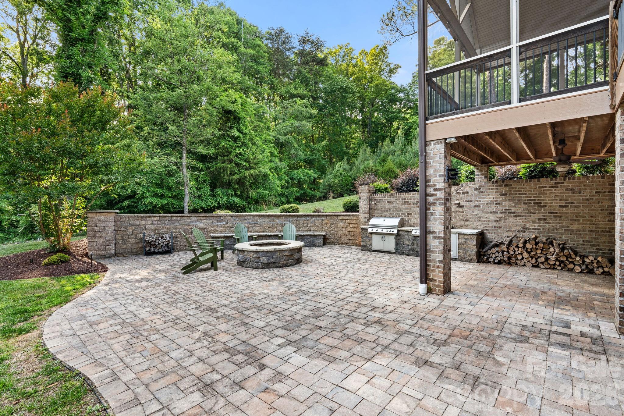 8050 Windswept Drive, Belews Creek, NC - photo 9 of 48