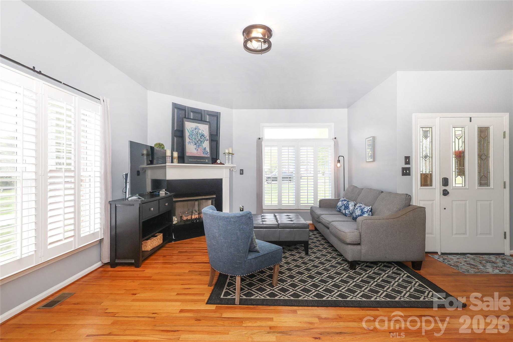 Photo 3 of 7982 King Arthurs Court, Denver, NC