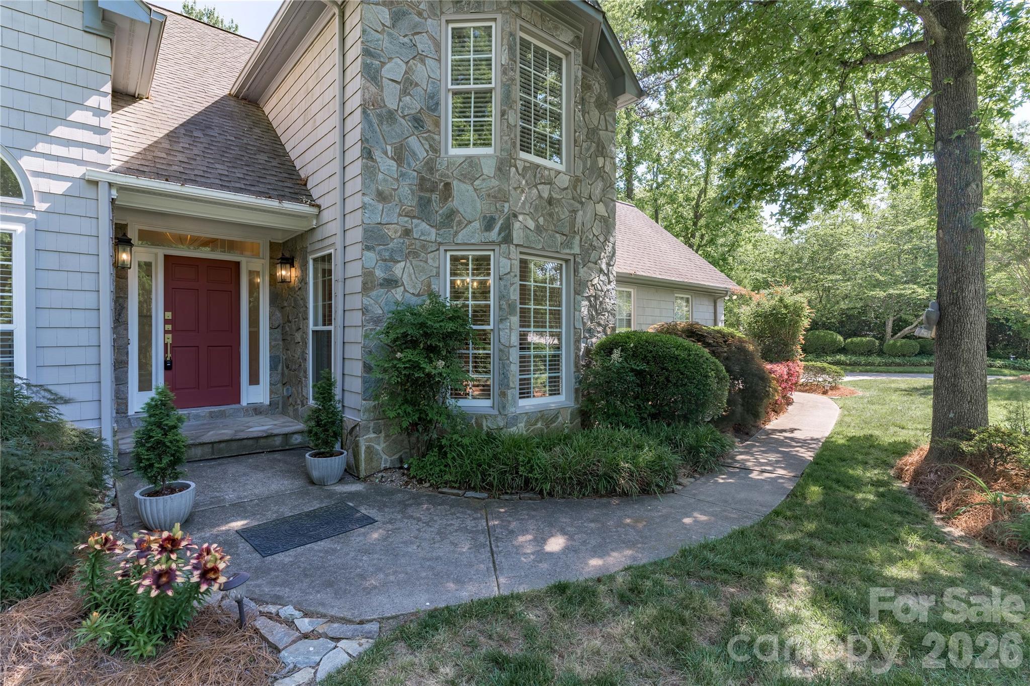 21121 Blakely Shores Drive, Cornelius, NC - photo 5 of 48