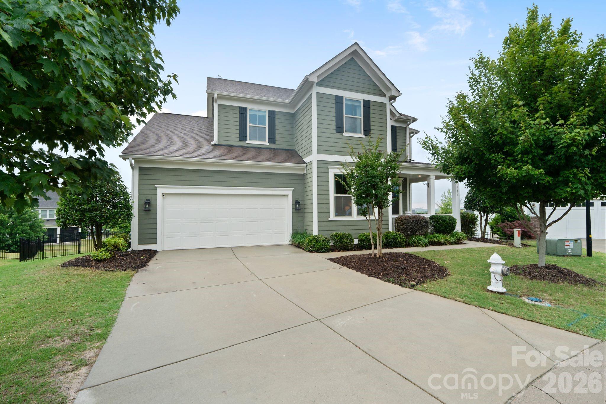 1001 Lazy Day Court, Fort Mill, SC - photo 2 of 47
