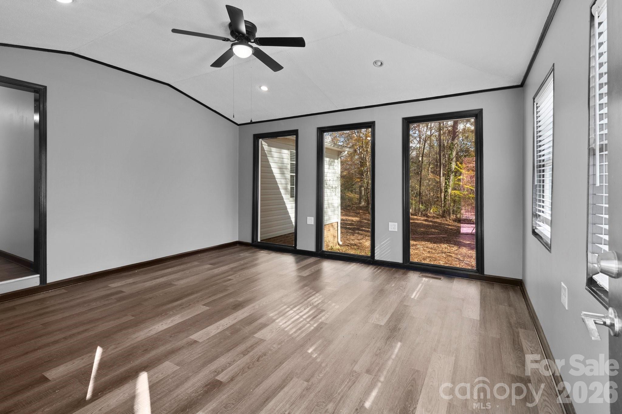Photo 4 of 4642 Mcclure Road, Charlotte, NC