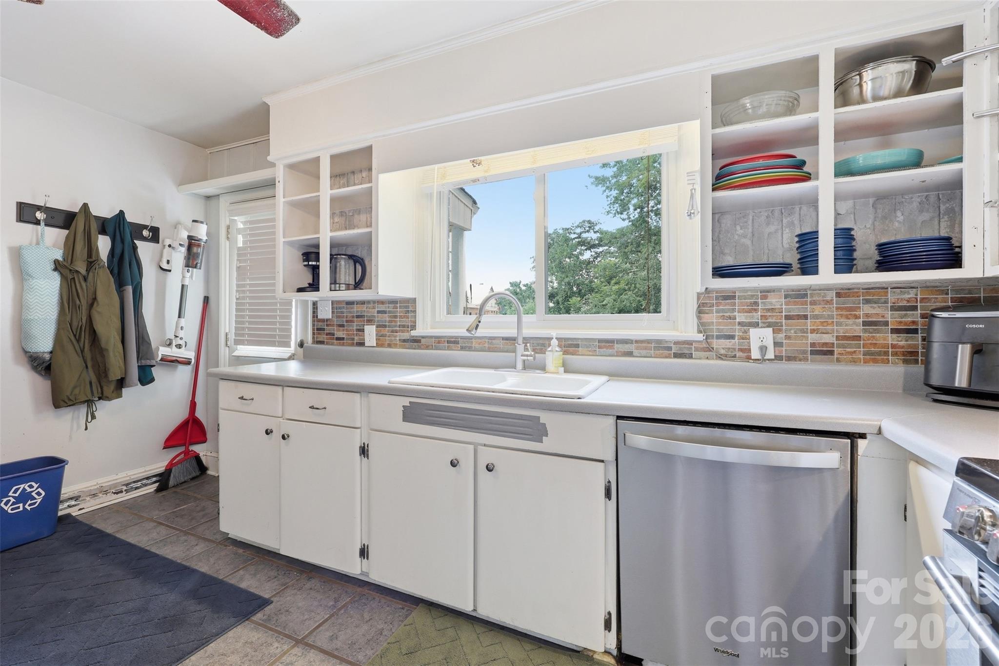 Photo 11 of 2736 Palm Avenue, Charlotte, NC