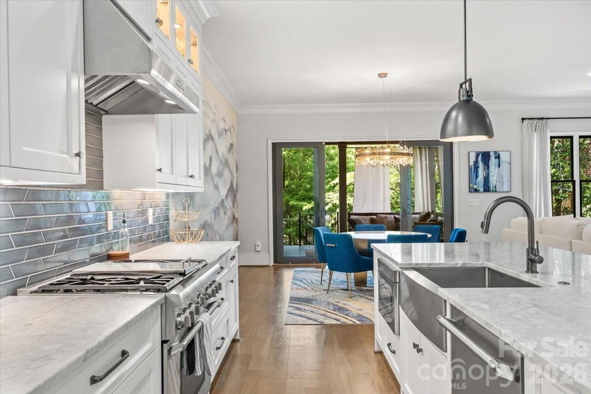 Photo 13 of 1160 S Kings Drive, Charlotte, NC