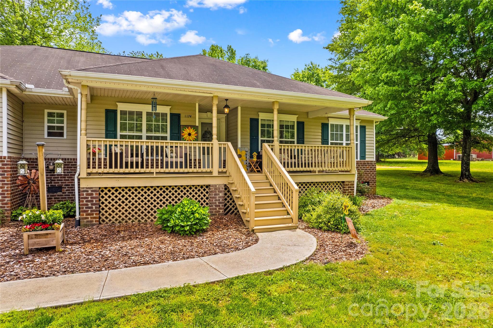 Photo 2 of 1174 Mocksville Highway, Statesville, NC