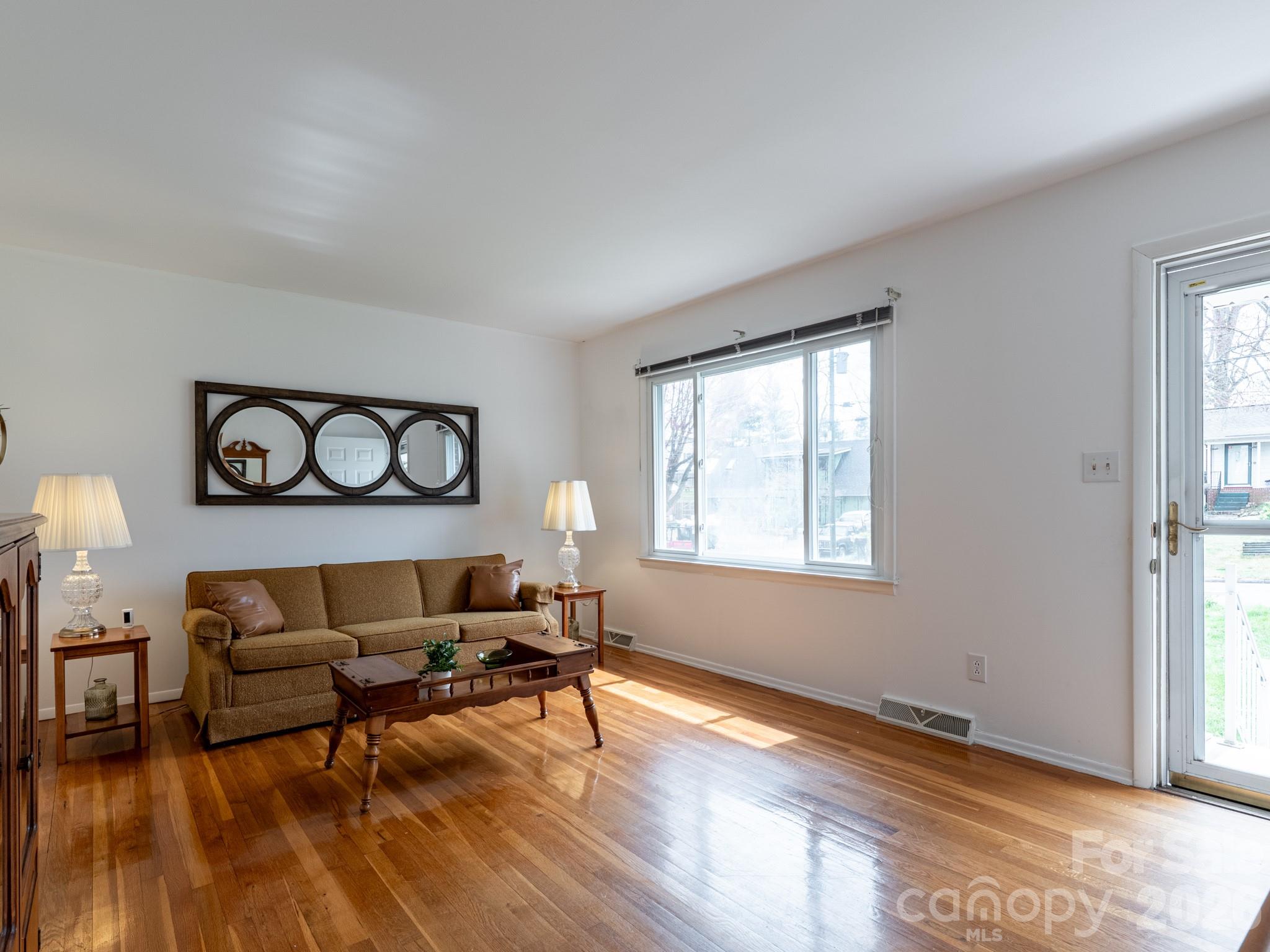 56 Skyview Terrace, Asheville, NC - photo 11 of 49
