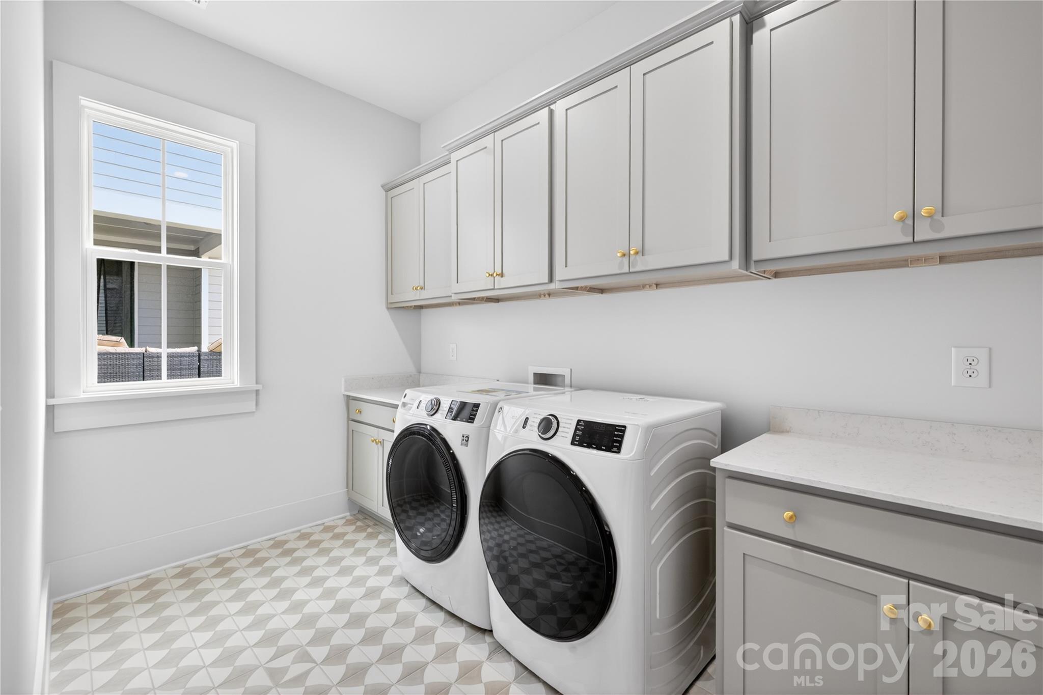 Photo 8 of 7237 Westrow Avenue, Charlotte, NC