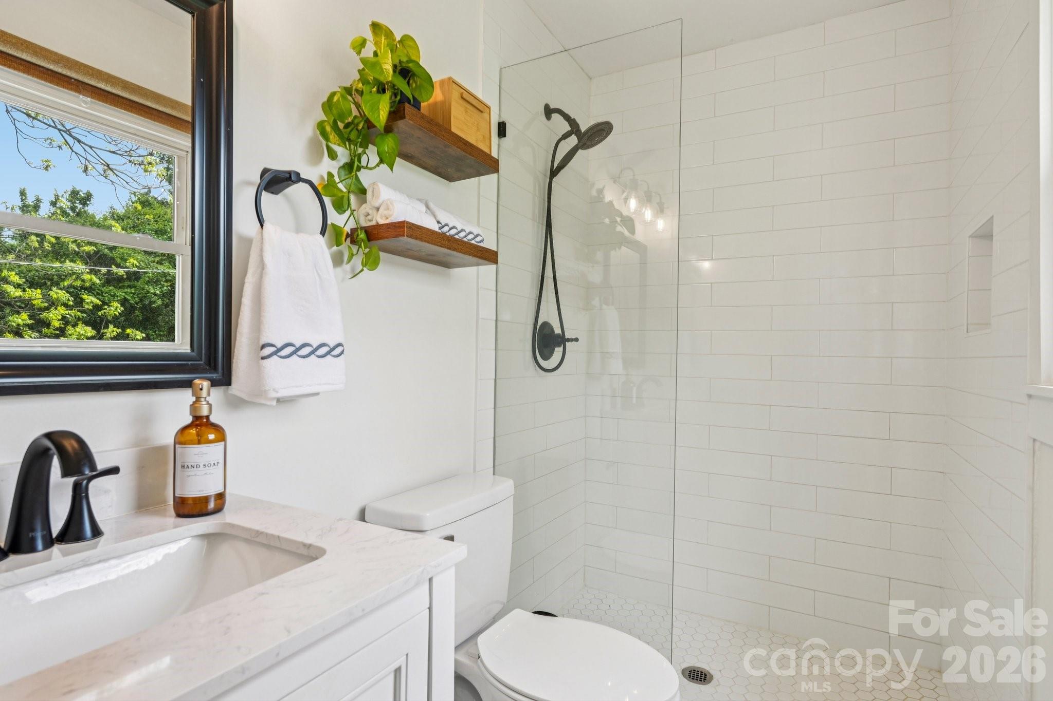 5300 Cheval Place, Charlotte, NC - photo 10 of 39