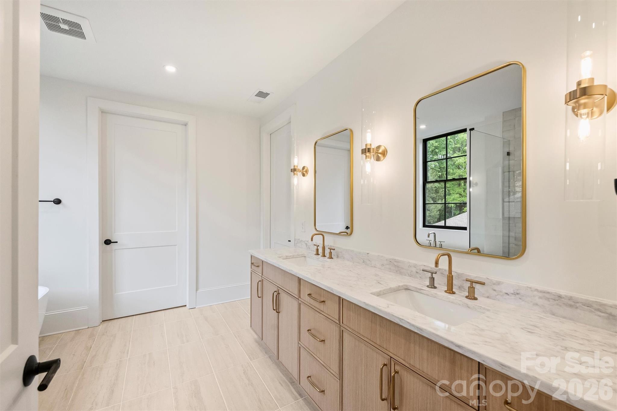 Photo 30 of 409 Queens Road201, Charlotte, NC