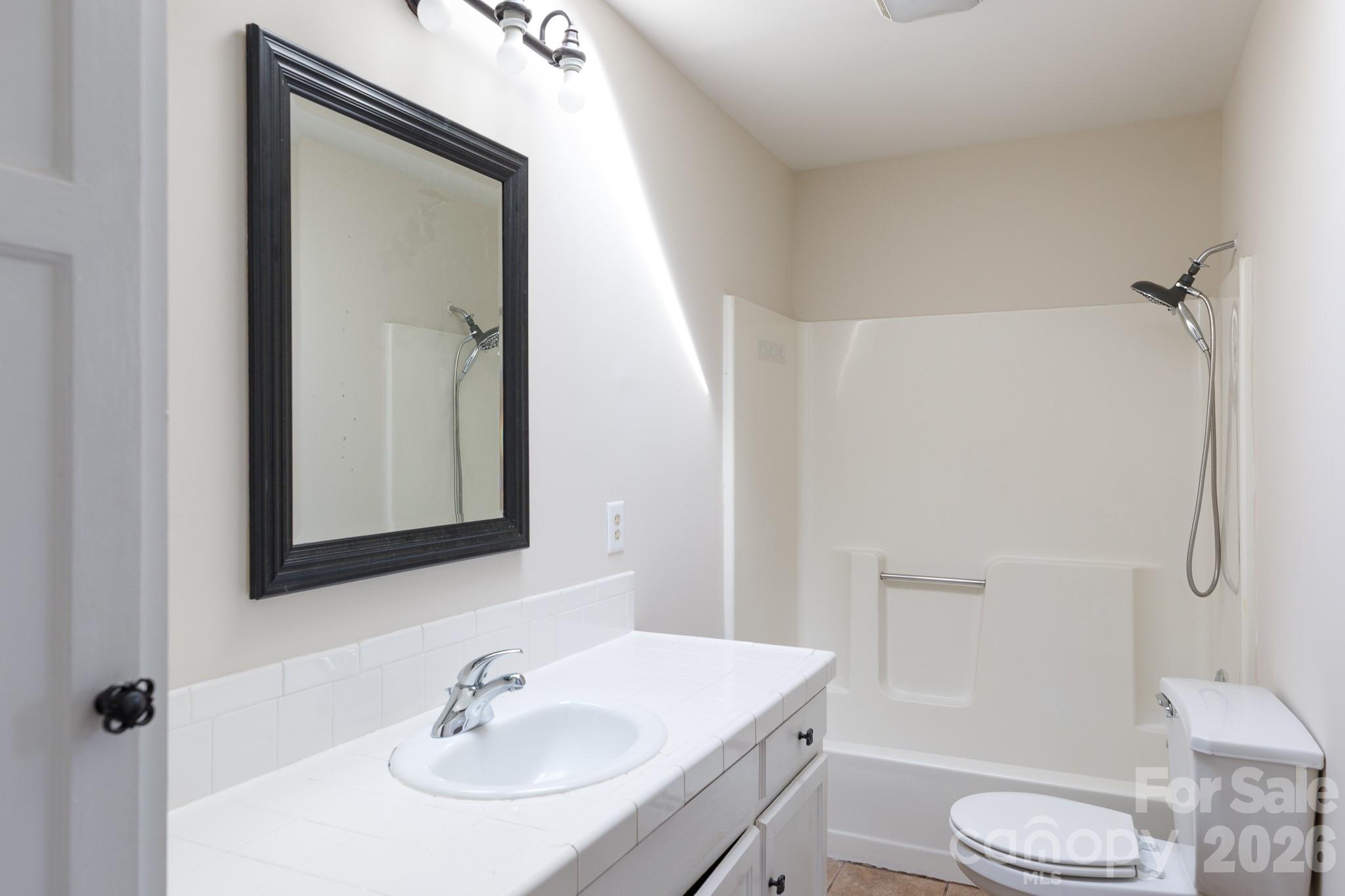 224 W 4th Avenue, Gastonia, NC - photo 22 of 33
