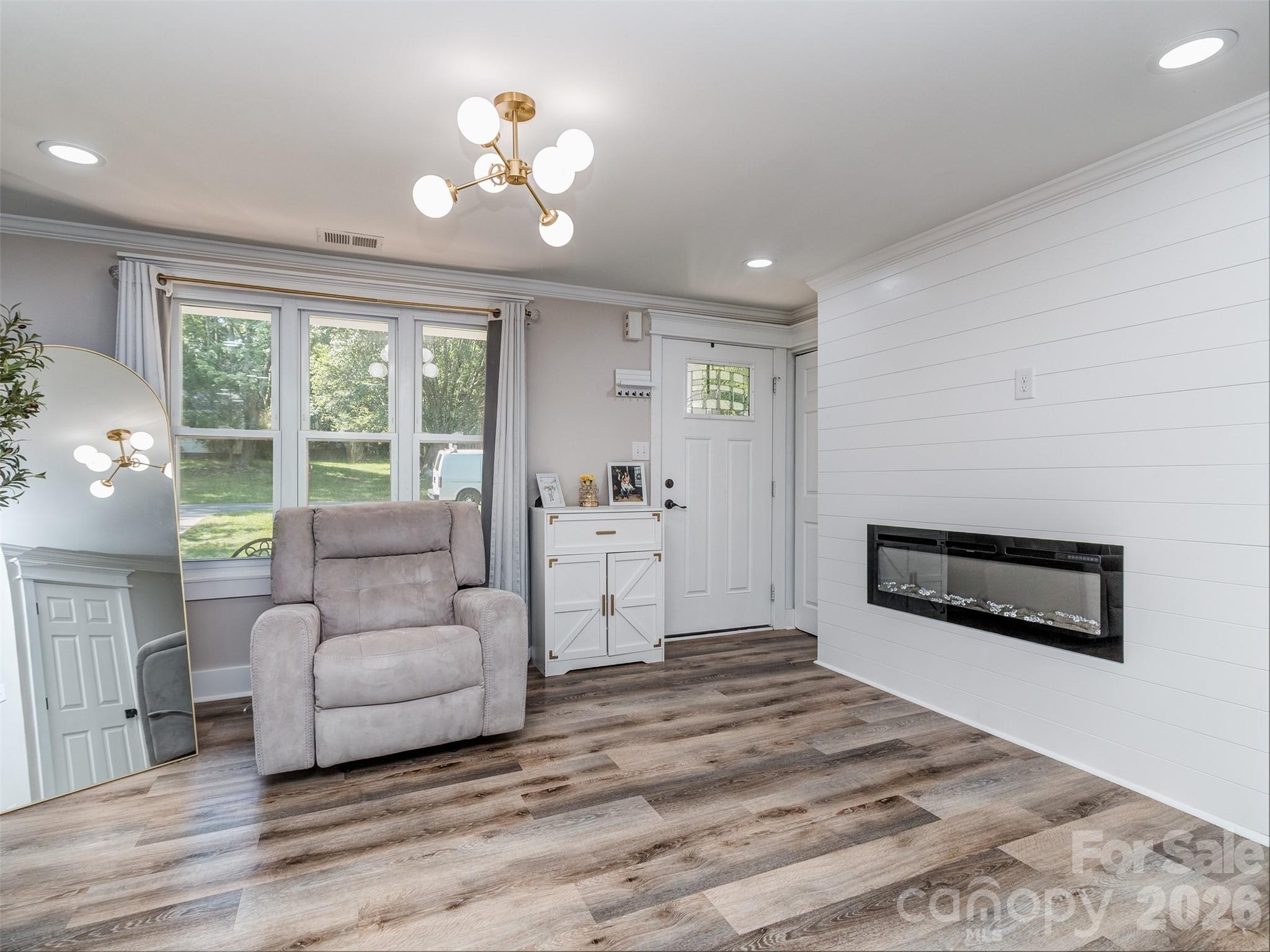 Photo 4 of 6821 Saddle Point Road, Charlotte, NC
