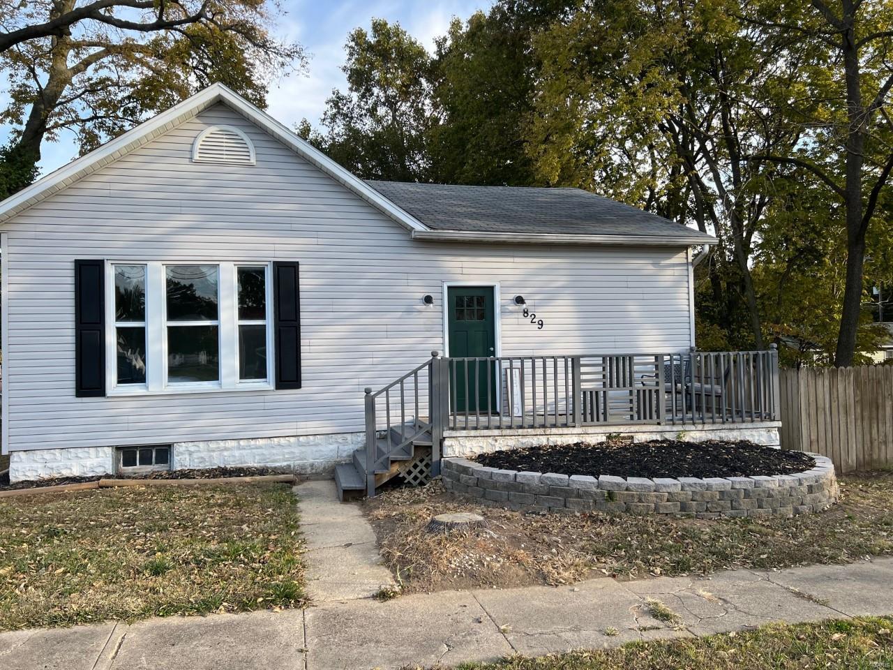 829 W Saint Louis Avenue Vandalia Illinois Homes For Sale