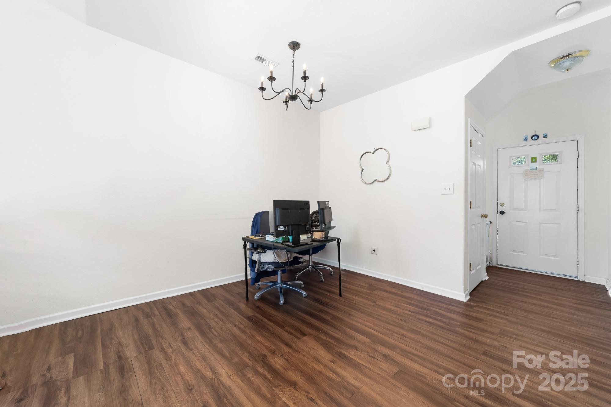 Photo 5 of 4313 Eaves Lane, Charlotte, NC