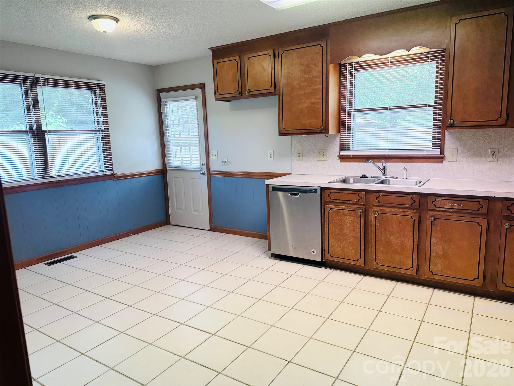 401 Blackwelder Street, China Grove, NC - photo 3 of 15