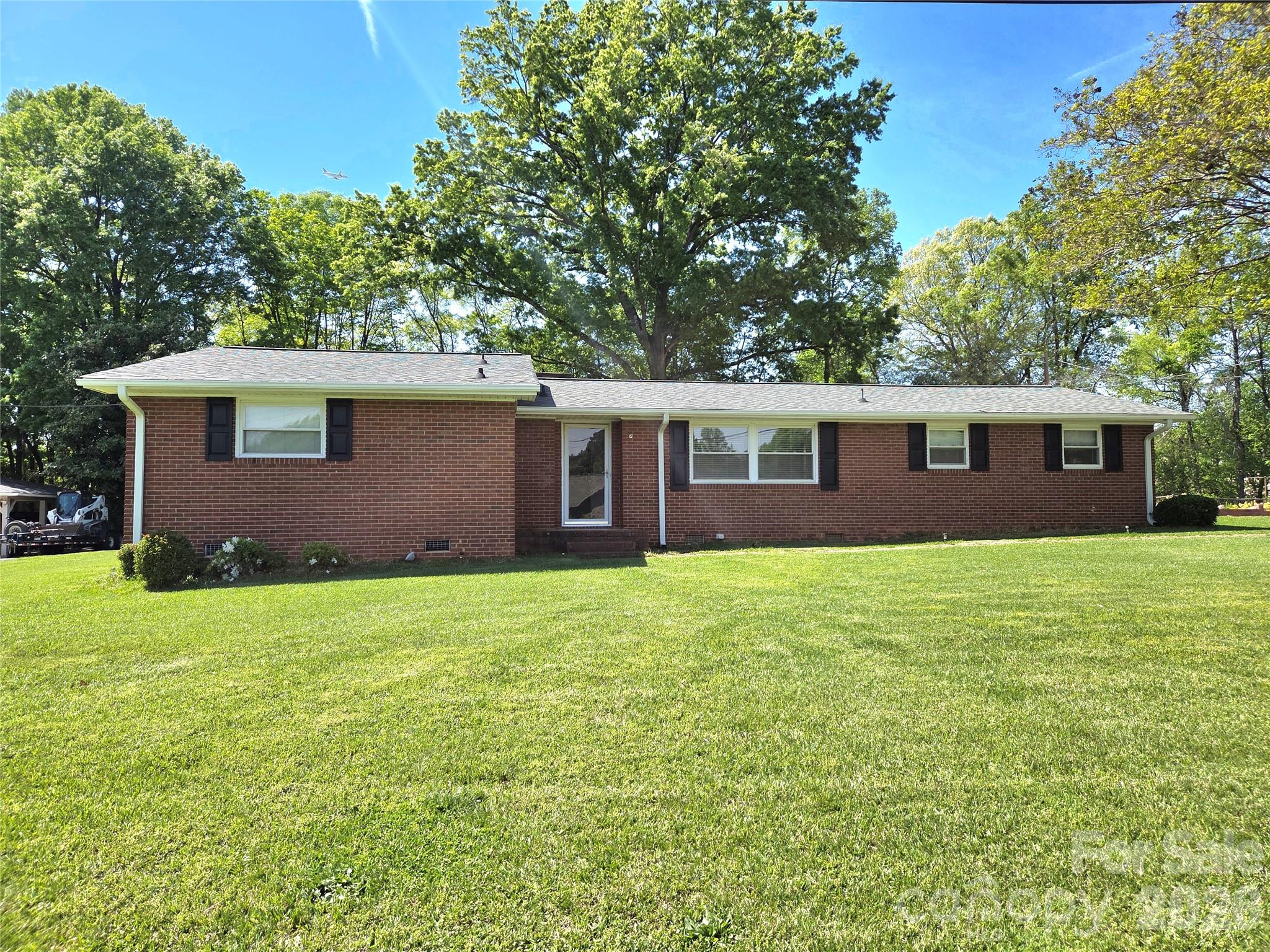 7222 Melody Lane, Charlotte, NC - photo 1 of 23