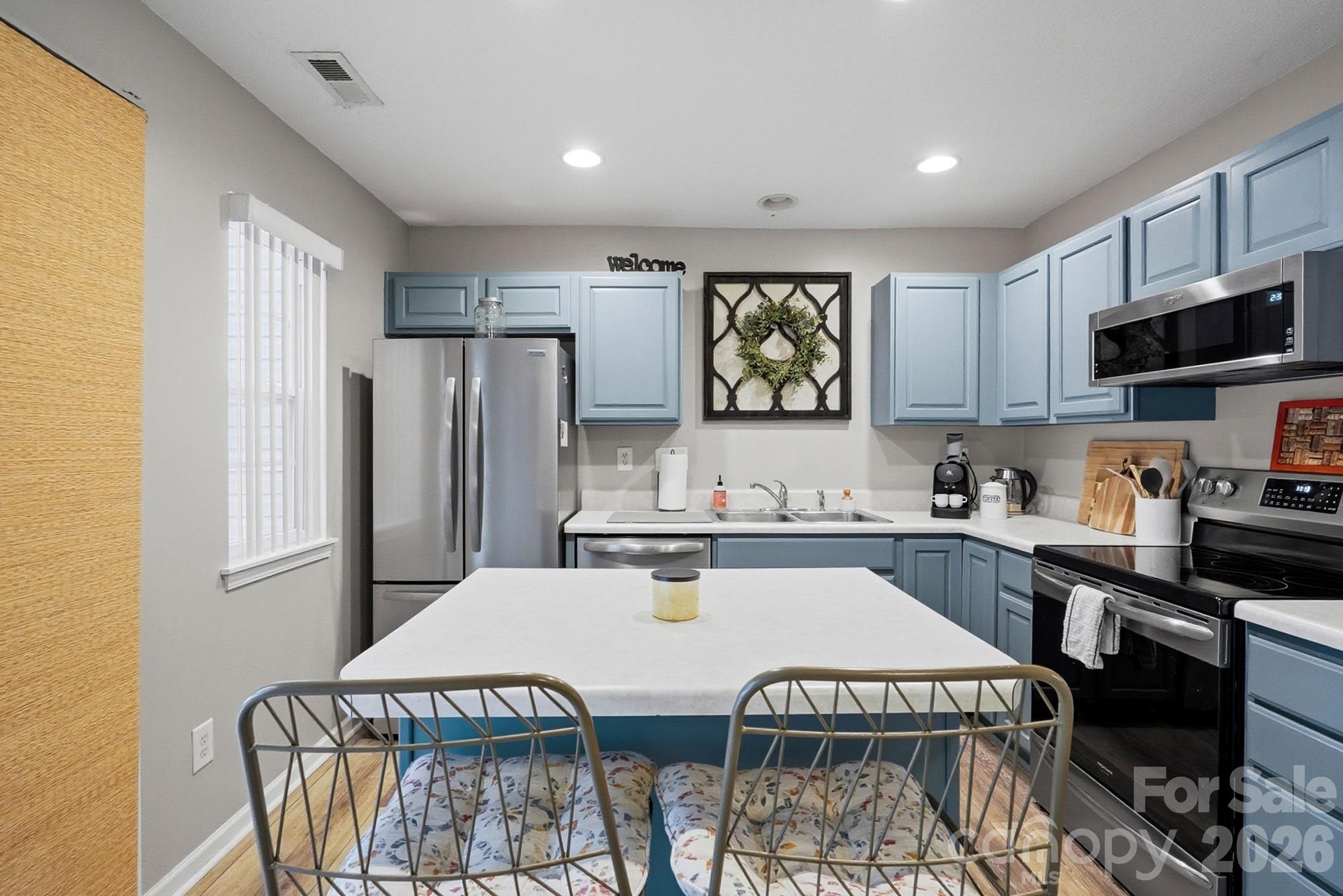 Photo 14 of 12350 Hennigan Place Lane, Charlotte, NC