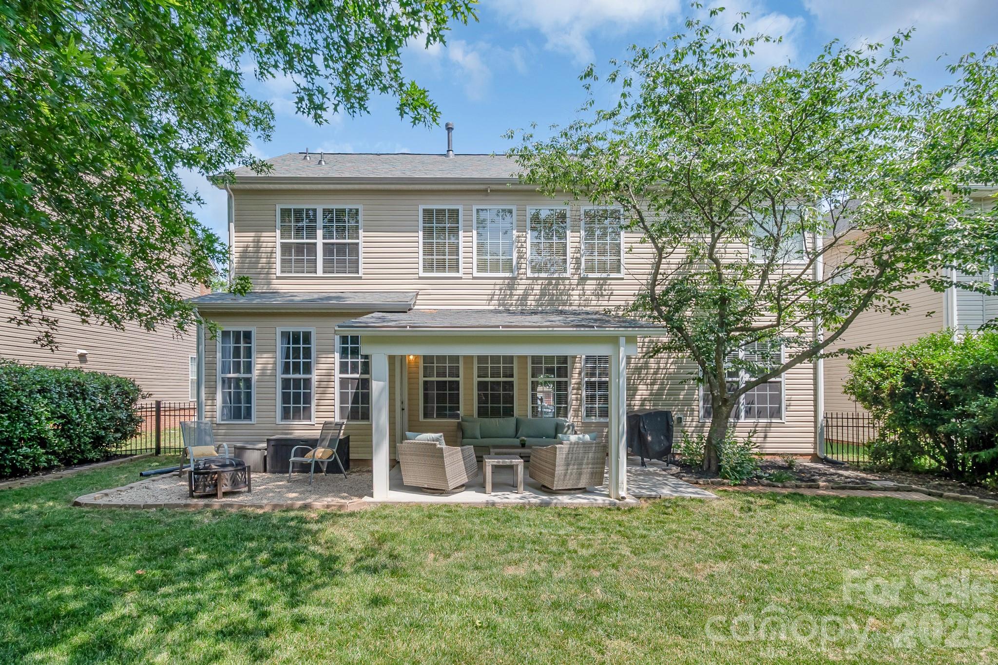 10507 Bere Island Drive, Charlotte, NC - photo 33 of 43