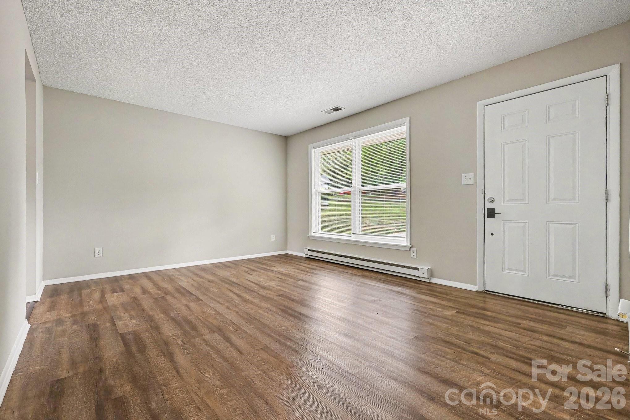 Photo 4 of 603 Dobson Drive, Charlotte, NC
