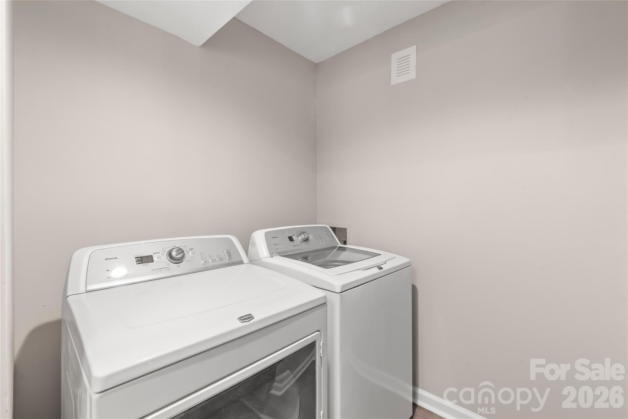 Photo 13 of 1221 Scaleybark RoadF, Charlotte, NC