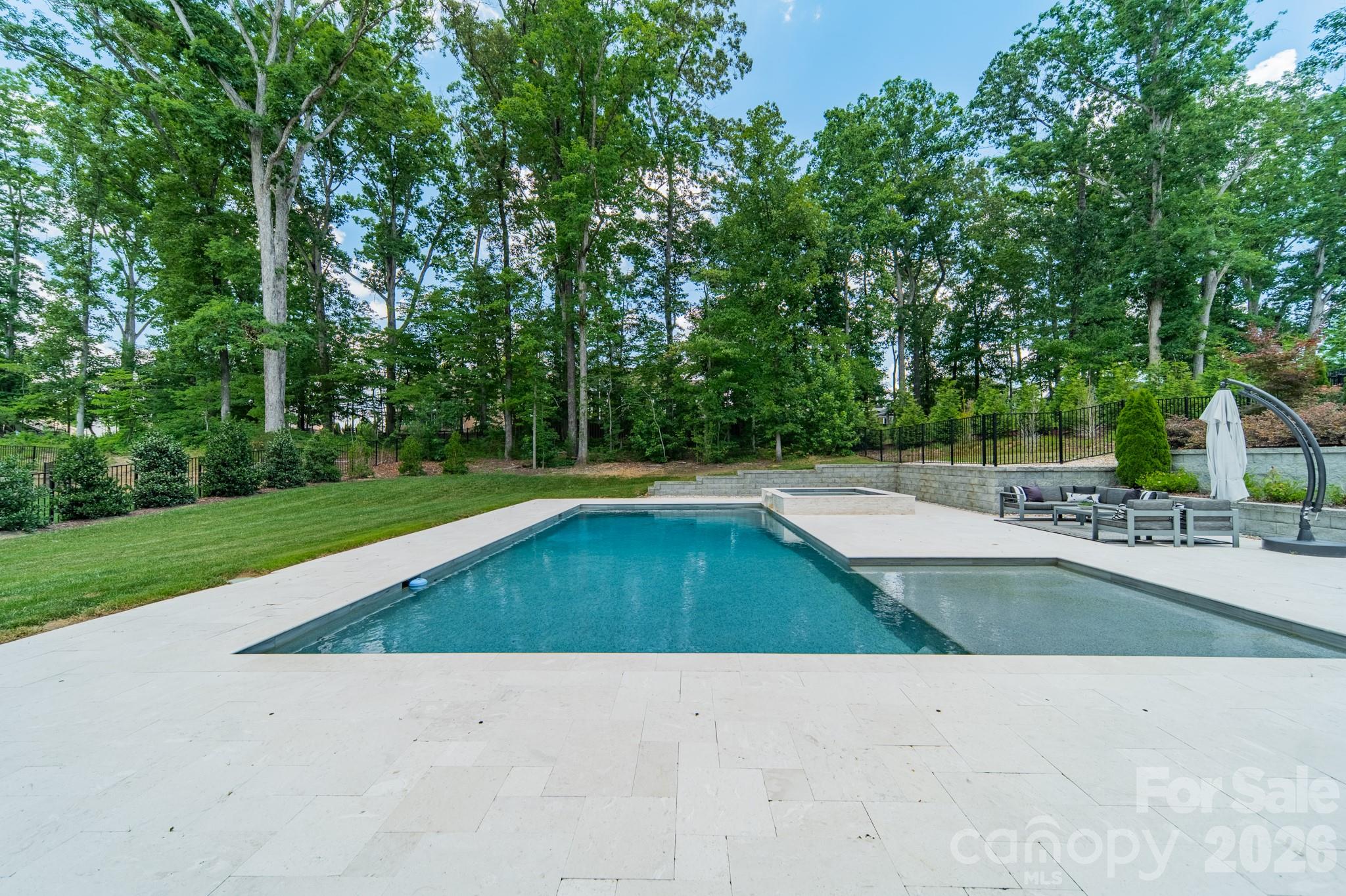 Photo 7 of 2008 Kenmere Lane, Charlotte, NC
