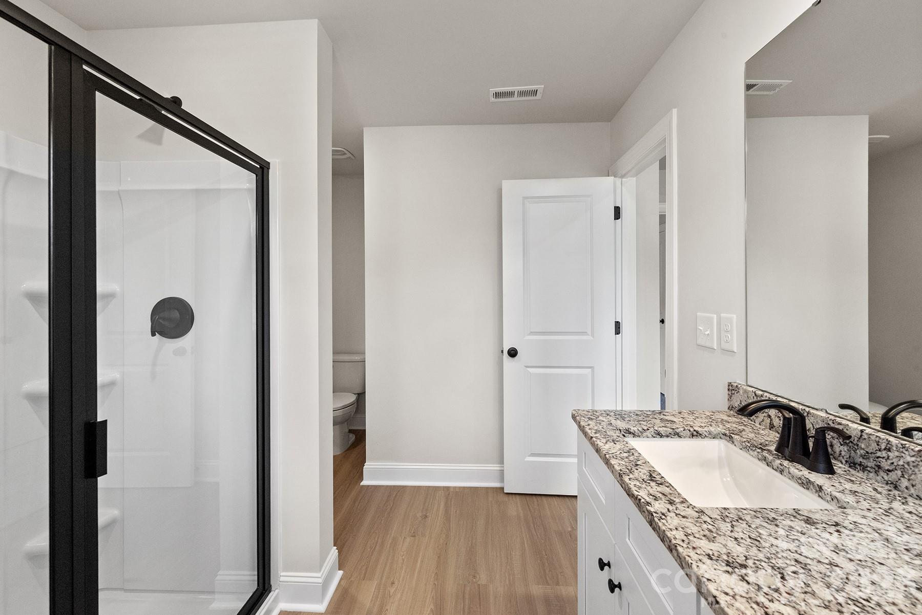 Photo 12 of 6729 Fairford Drive, Charlotte, NC