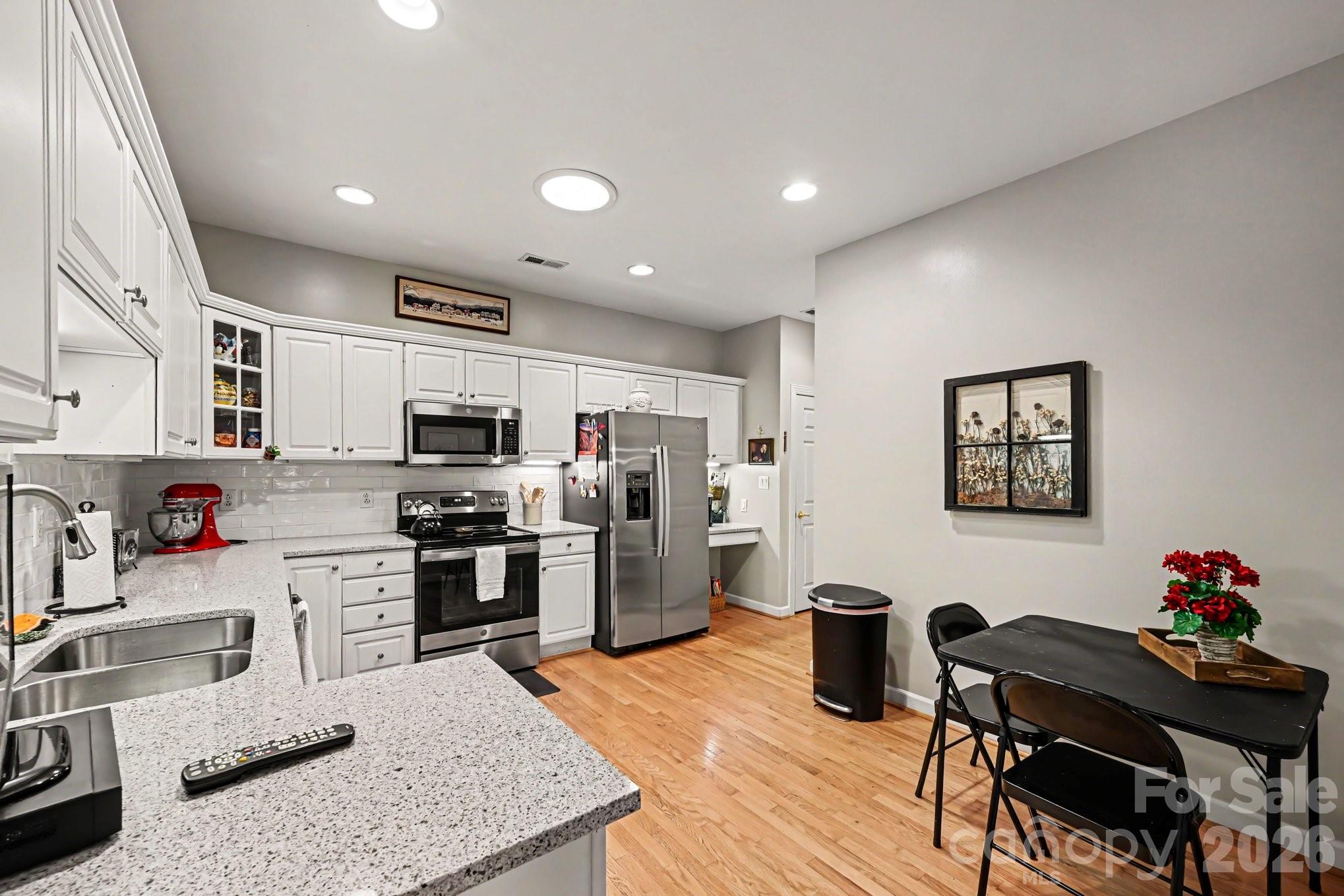 Photo 7 of 11341 Olde Turnbury Court, Charlotte, NC