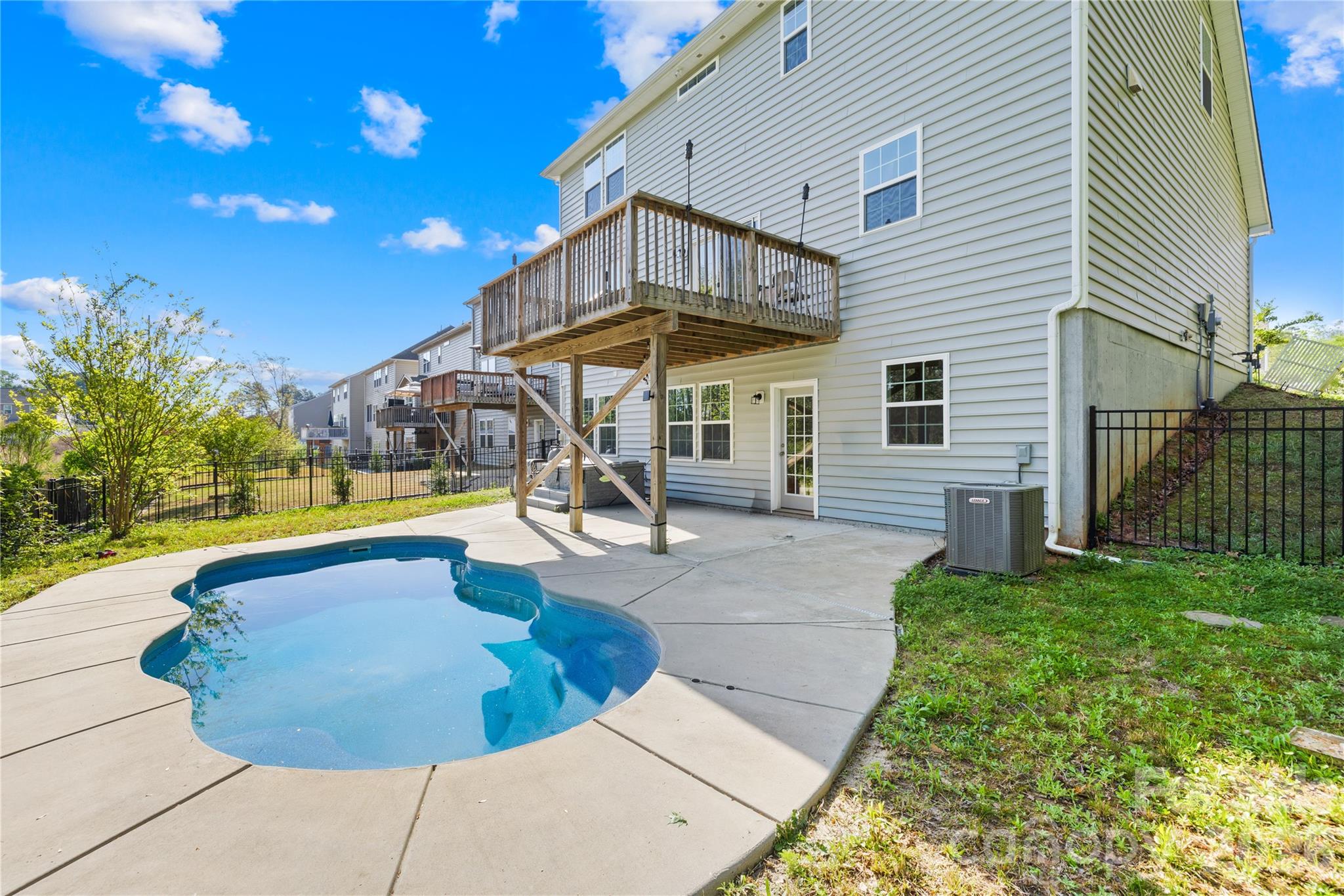 Photo 32 of 1072 Willow Bend Drive, Fort Mill, SC