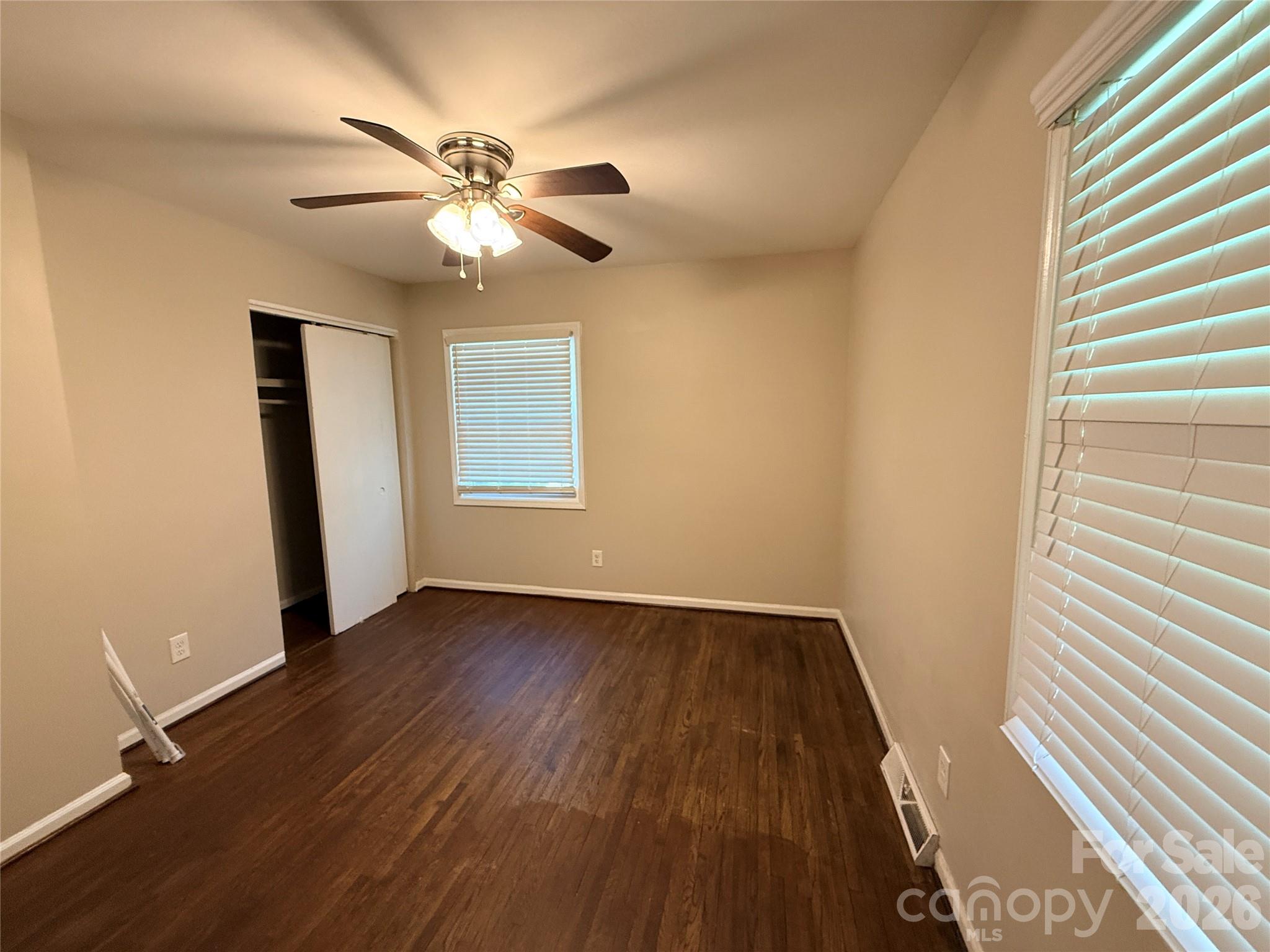 Photo 8 of 1120 Claremont Road, Charlotte, NC
