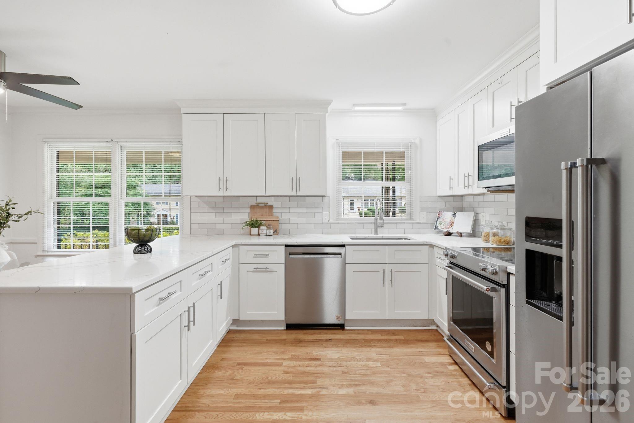 Photo 8 of 926 Shady Bluff Drive, Charlotte, NC