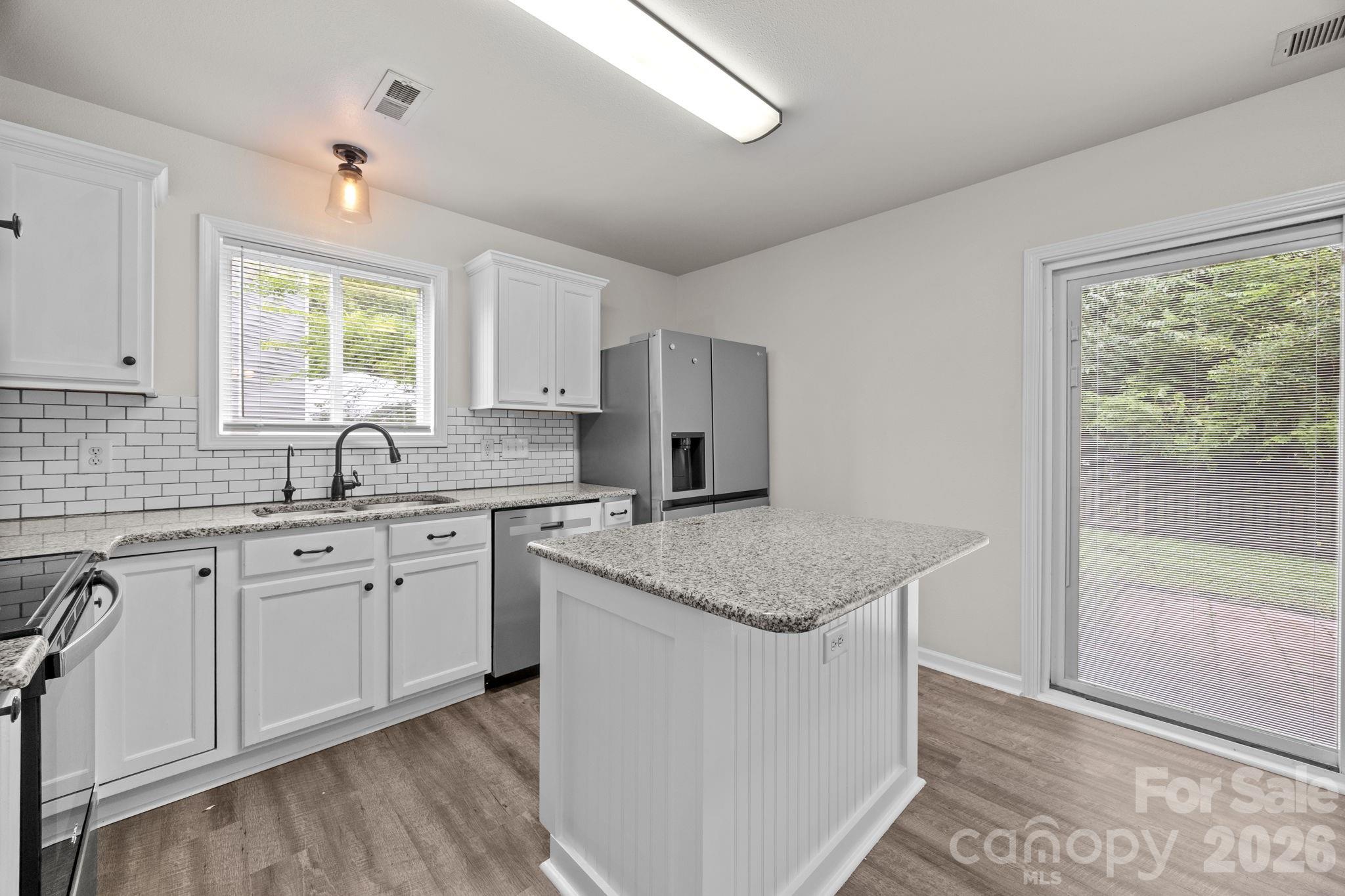 Photo 16 of 10609 Spring Rain Court, Charlotte, NC