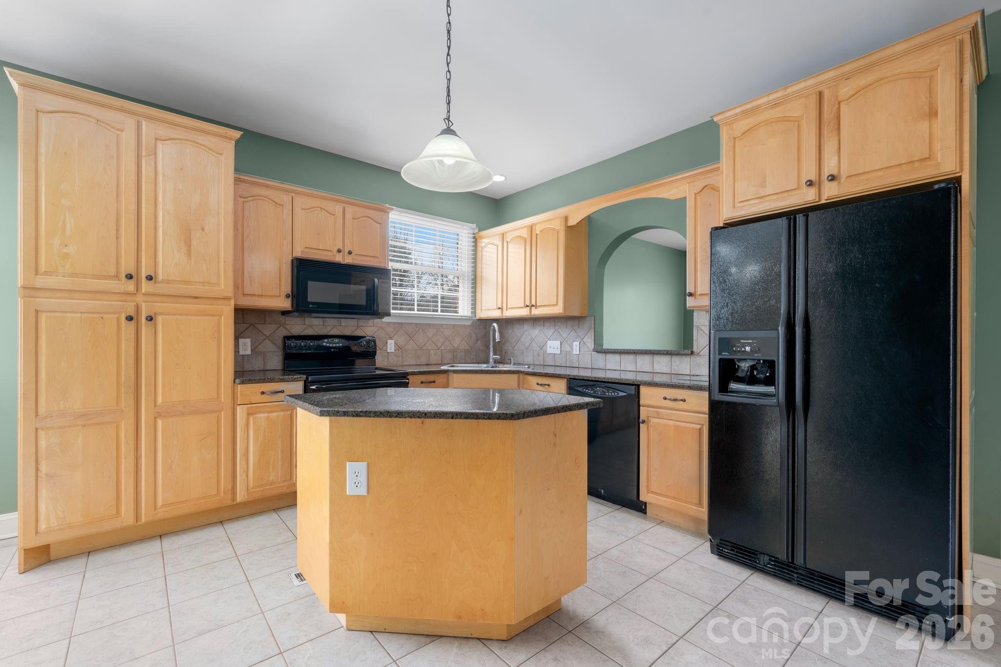 215 Browning Drive, Taylorsville, NC - photo 6 of 43