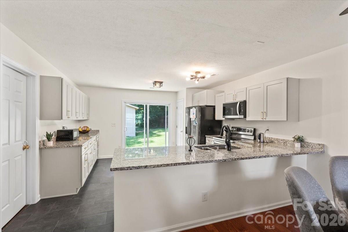 Photo 5 of 3119 Decapolis Drive, Charlotte, NC