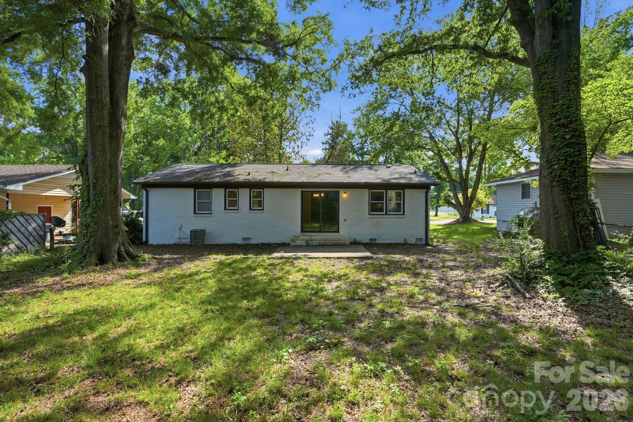 Photo 20 of 1016 Pondella Drive, Charlotte, NC