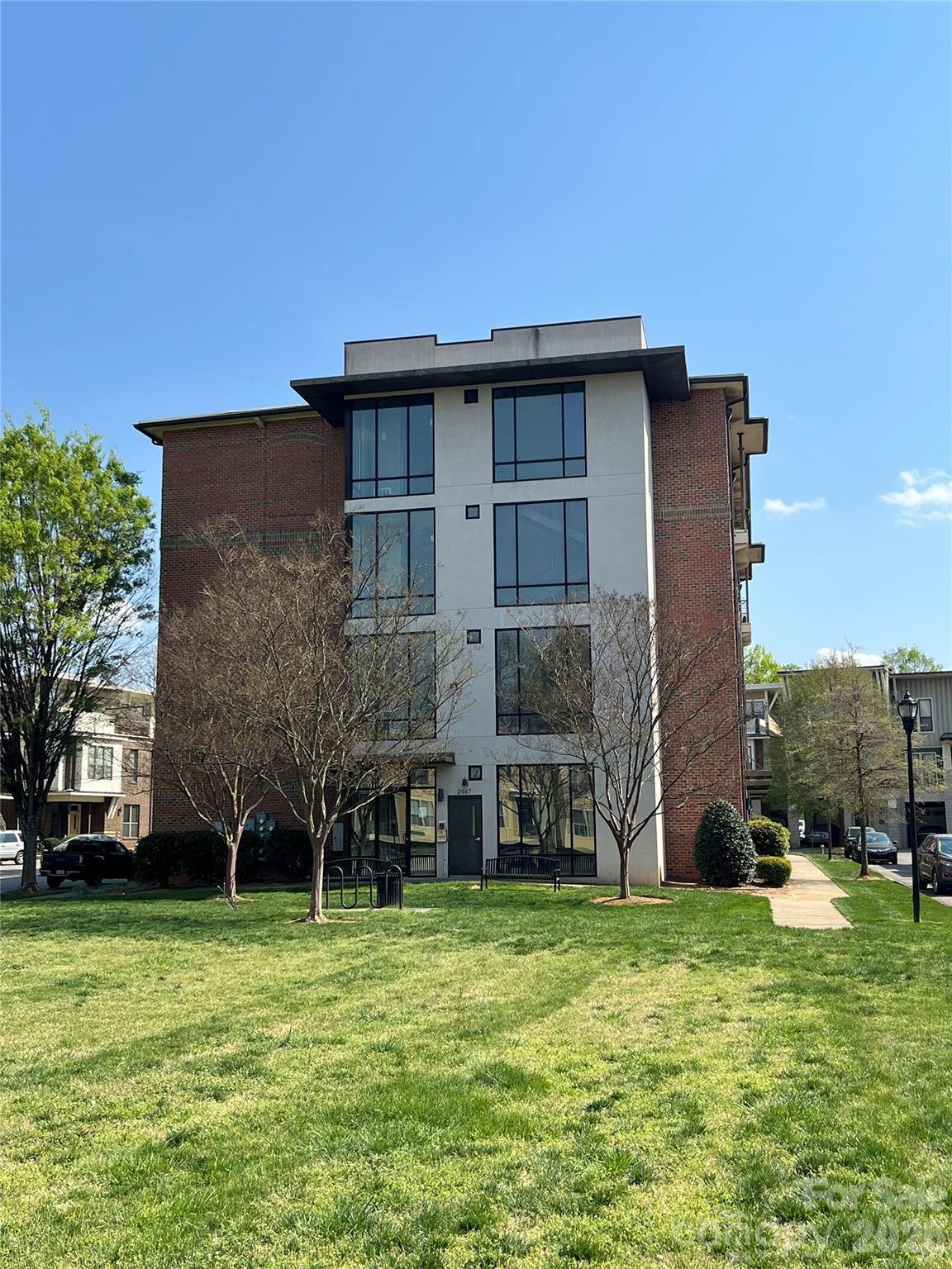 Home for sale at 3269 Noda Boulevard, Charlotte, NC — photo 1 of 15