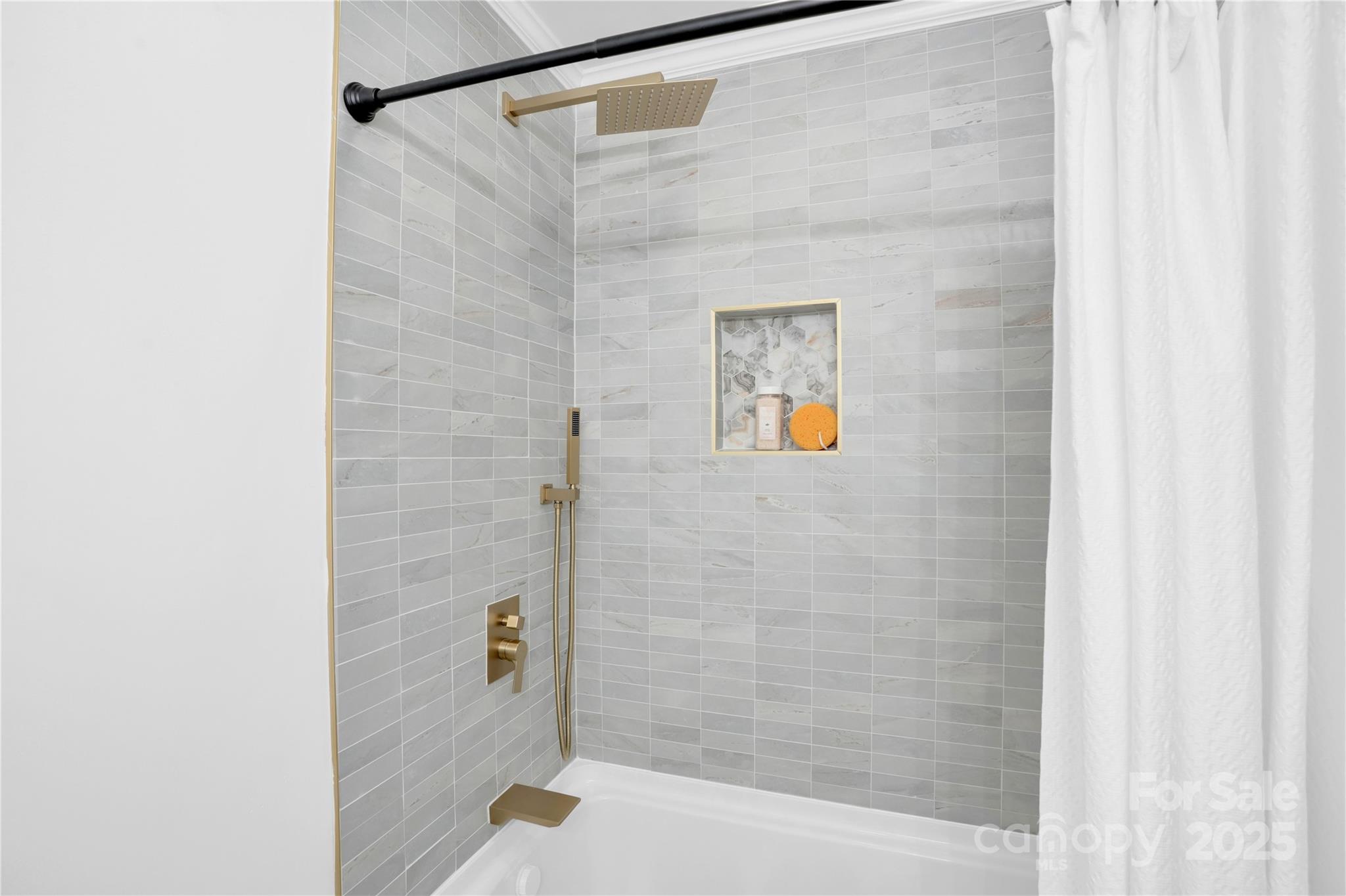Photo 16 of 3301 Archdale Drive, Charlotte, NC