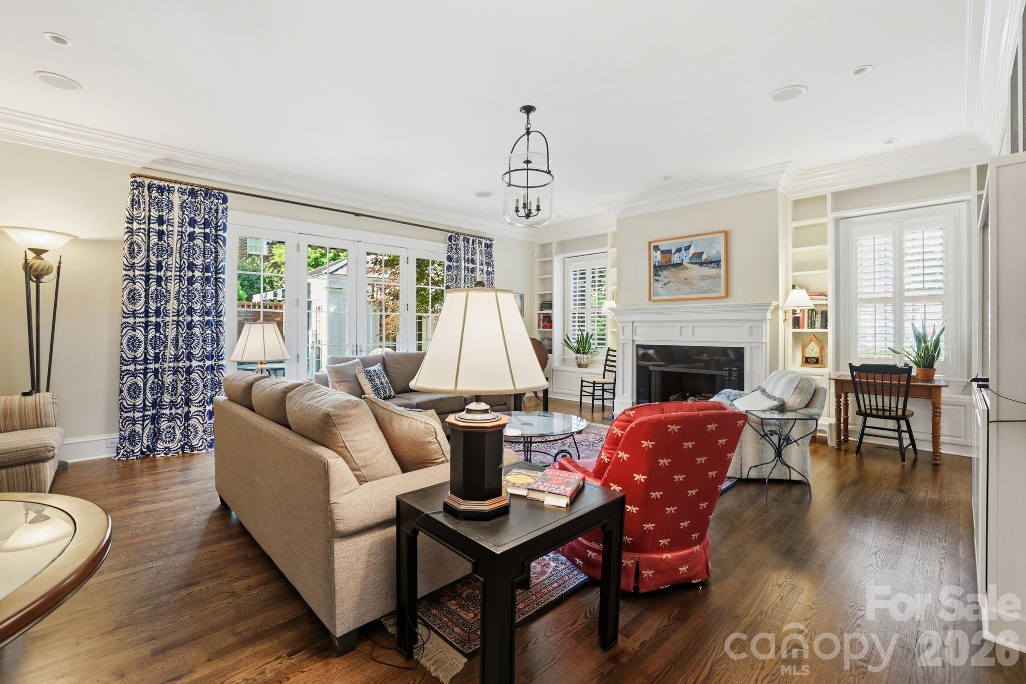 Photo 12 of 2044 Queens Road W, Charlotte, NC