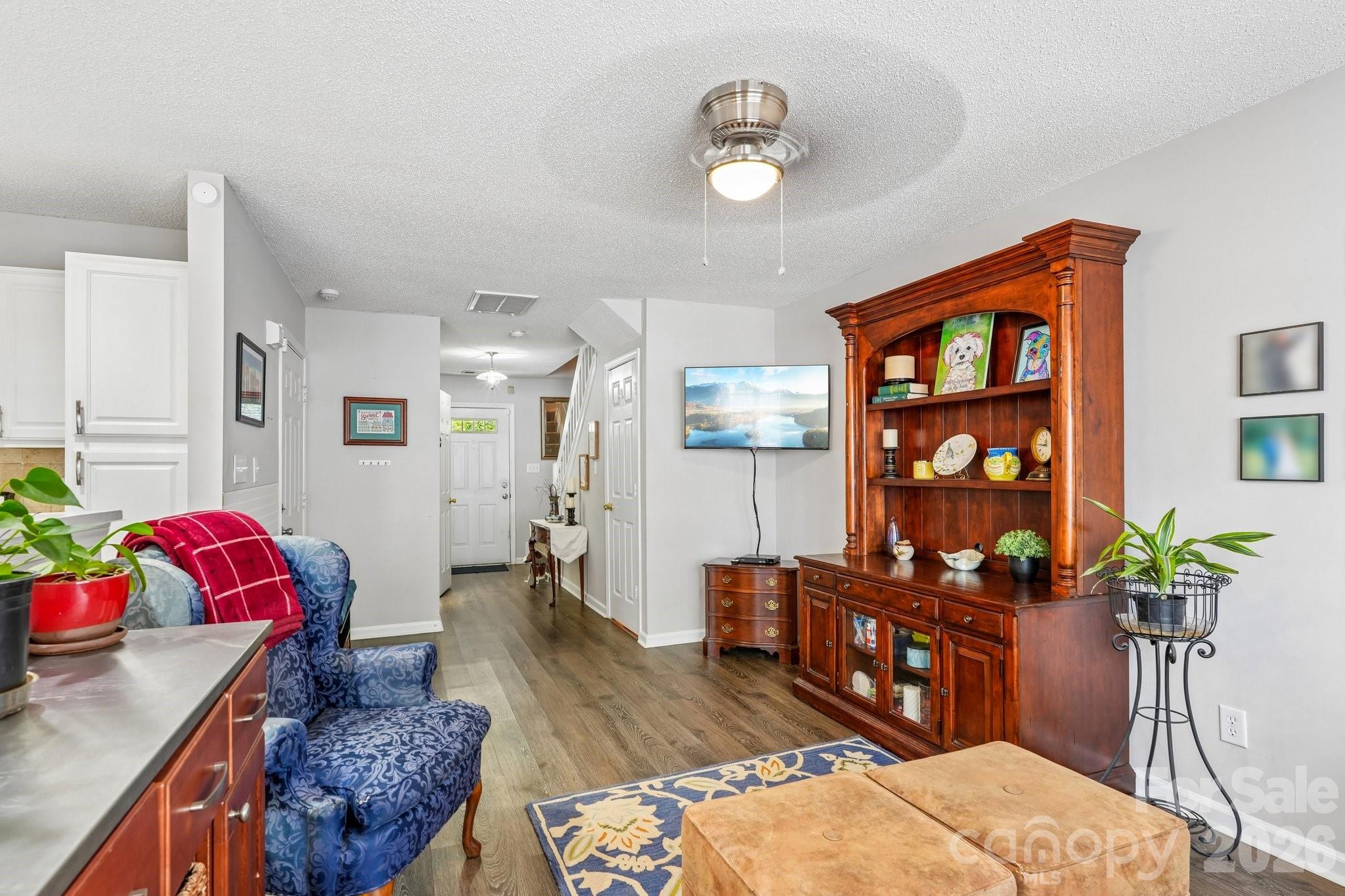 Photo 4 of 8406 Southgate Commons Drive, Charlotte, NC