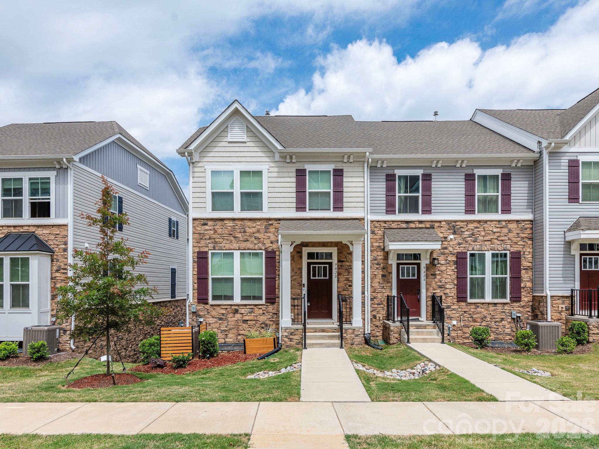 Photo 2 of 9420 Mallard Mills Drive, Charlotte, NC