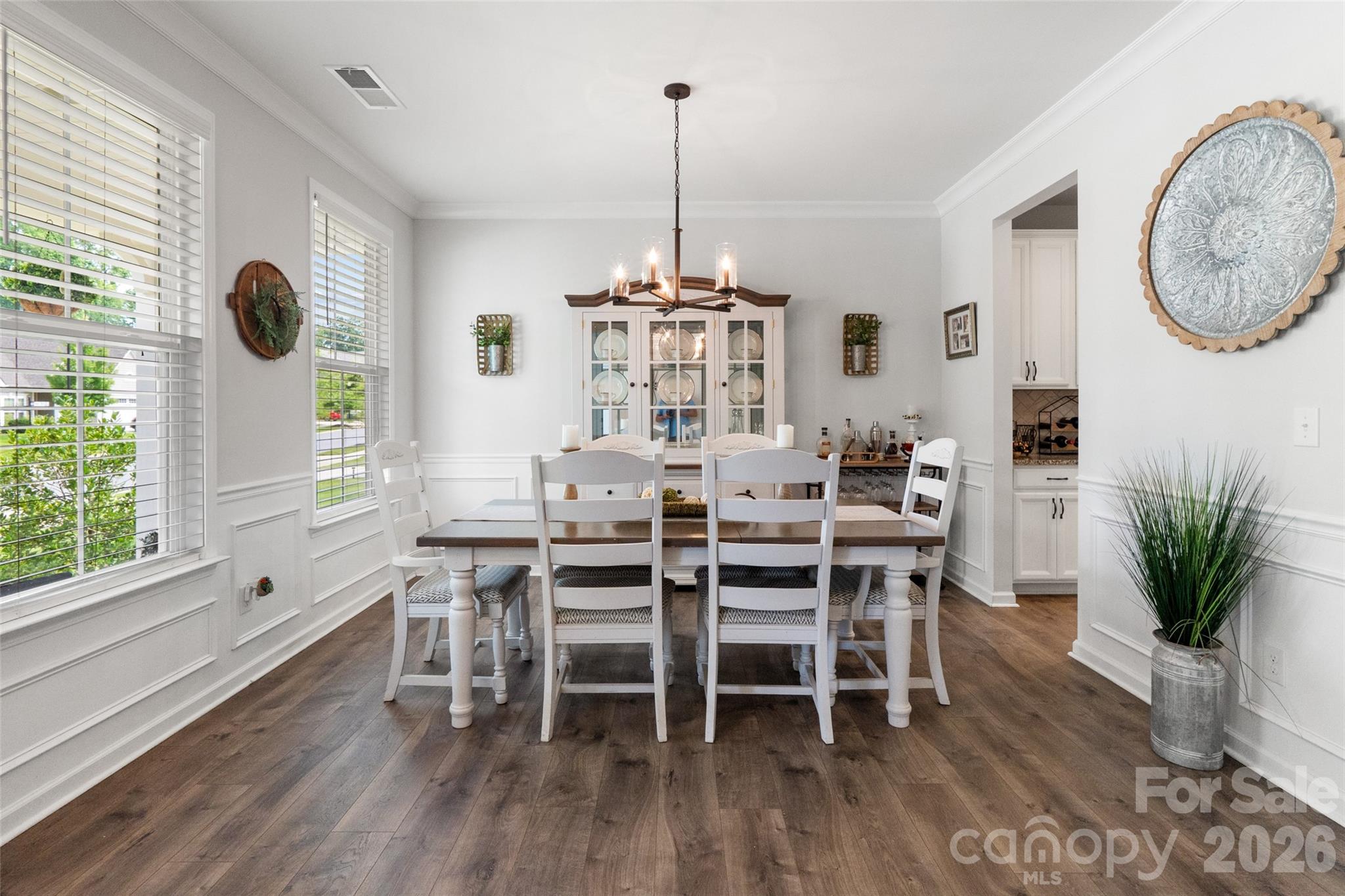 Home for sale at 10397 Paper Birch Drive, Charlotte, NC — photo 6 of 46