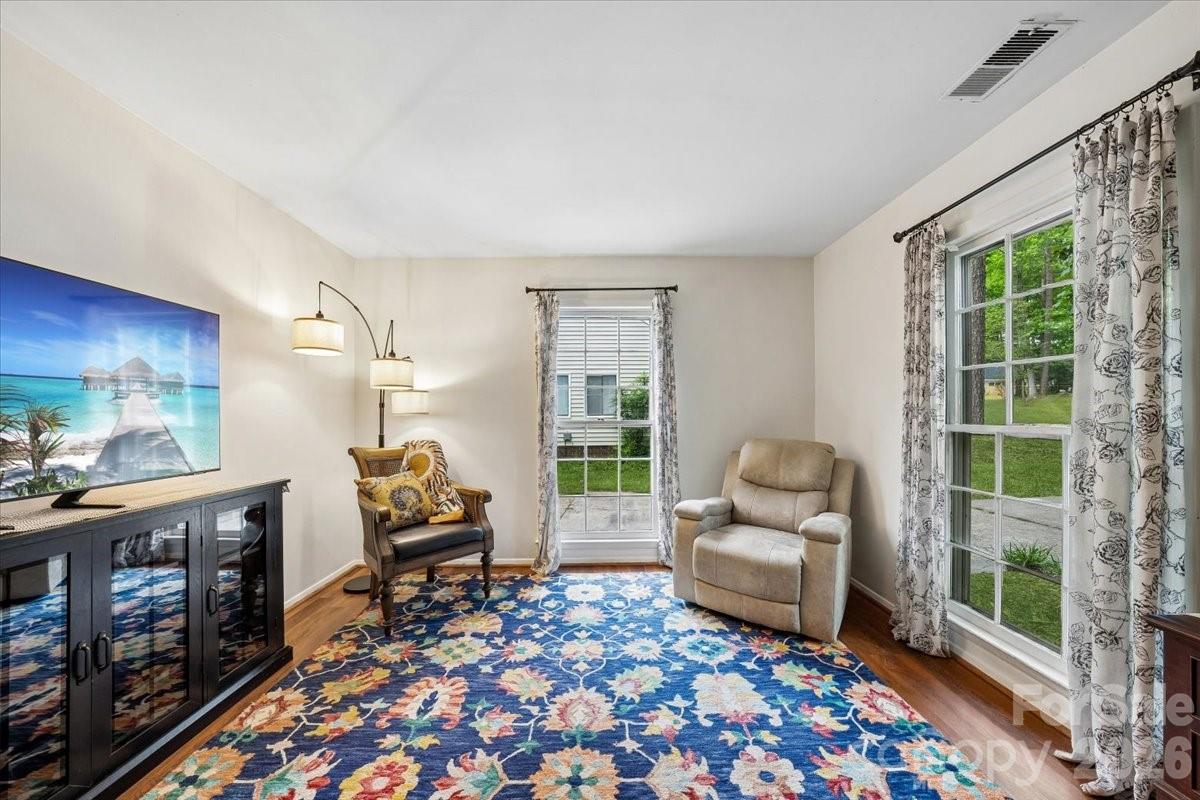 1005 Pinafore Drive, Charlotte, NC - photo 10 of 43
