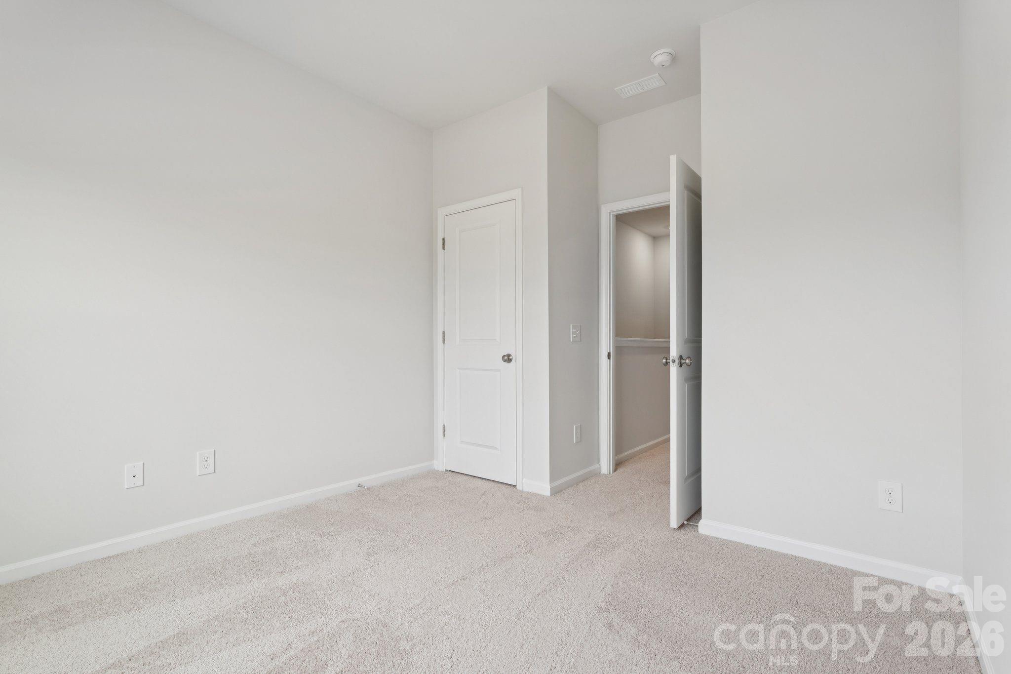 Photo 15 of 4628 Lakeview Road, Charlotte, NC