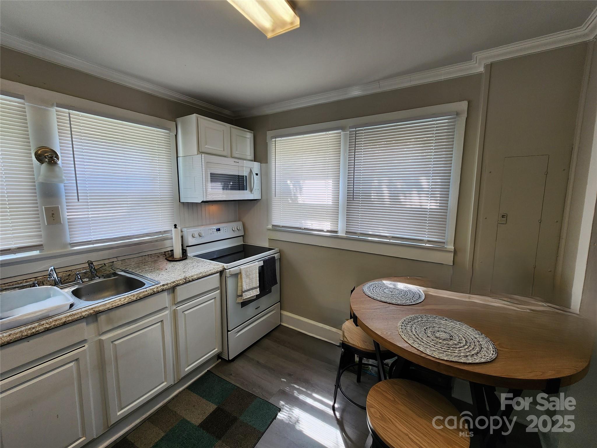Photo 3 of 628 E Lafayette Street, Salisbury, NC