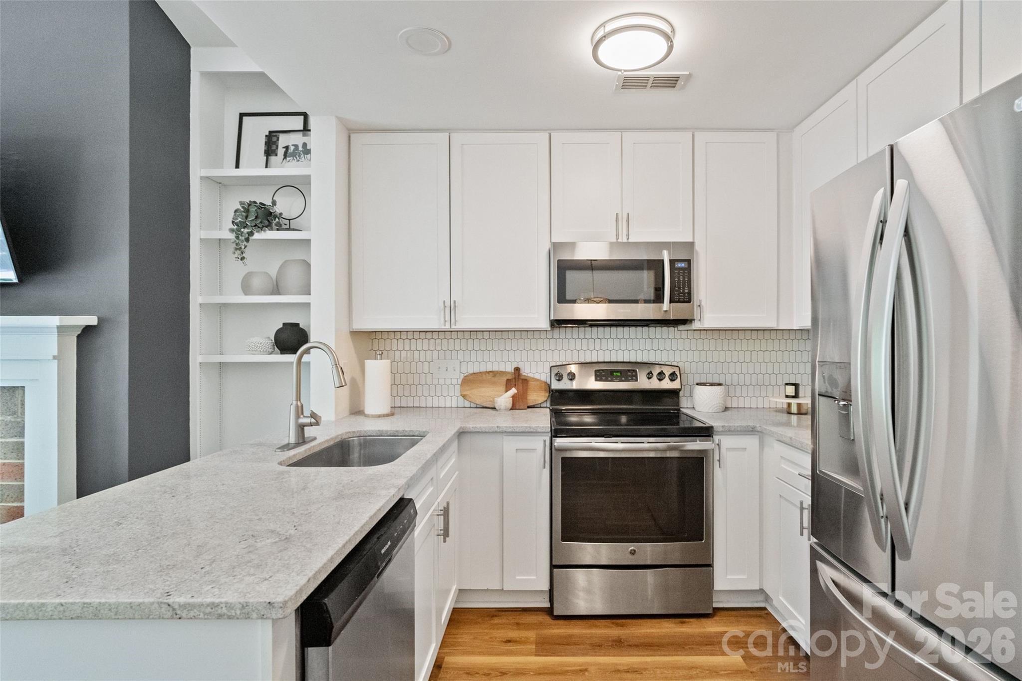 Photo 12 of 3302 Selwyn Farms Lane7, Charlotte, NC
