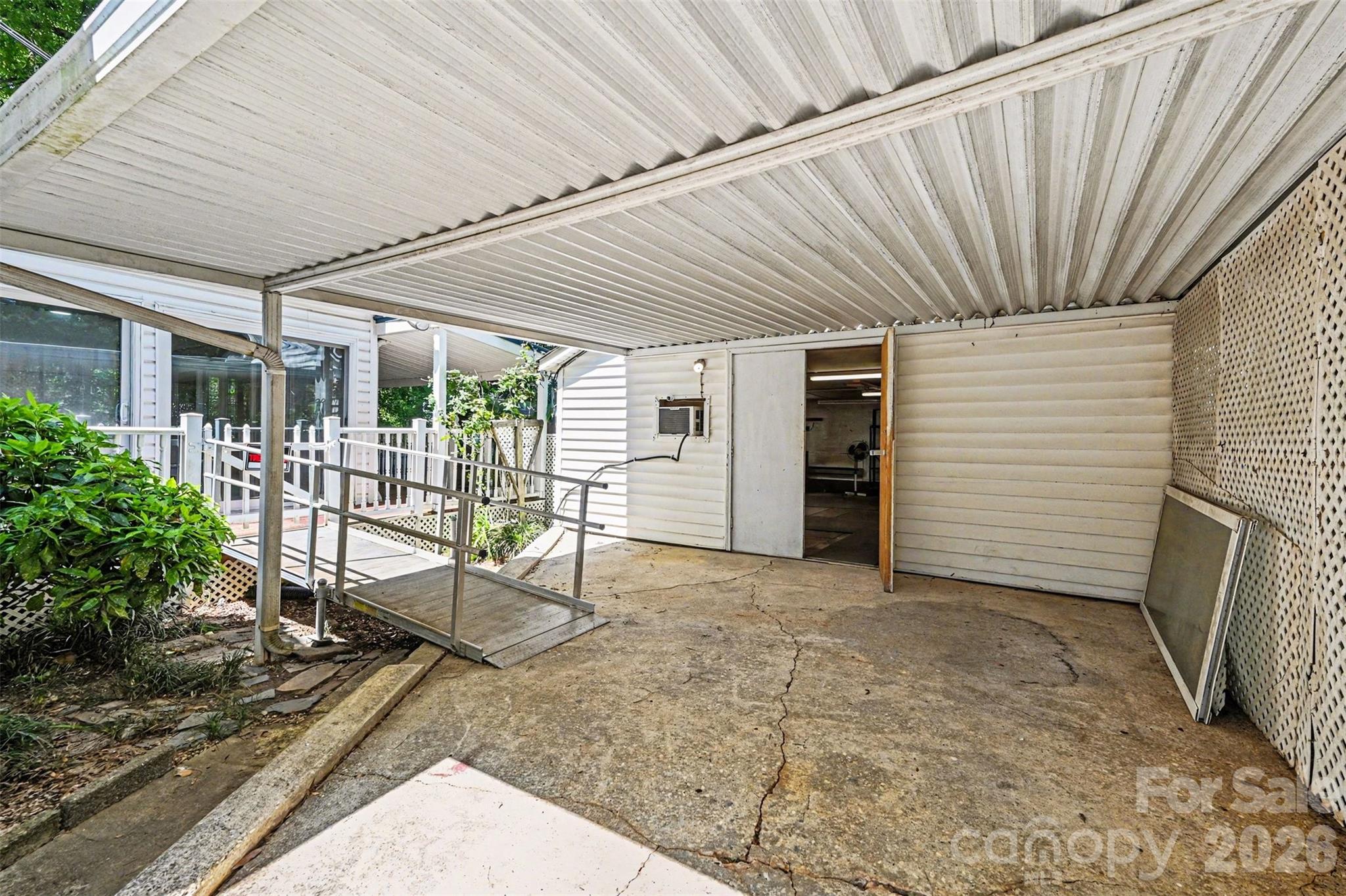 Photo 24 of 955 Hickory Nut Street, Charlotte, NC