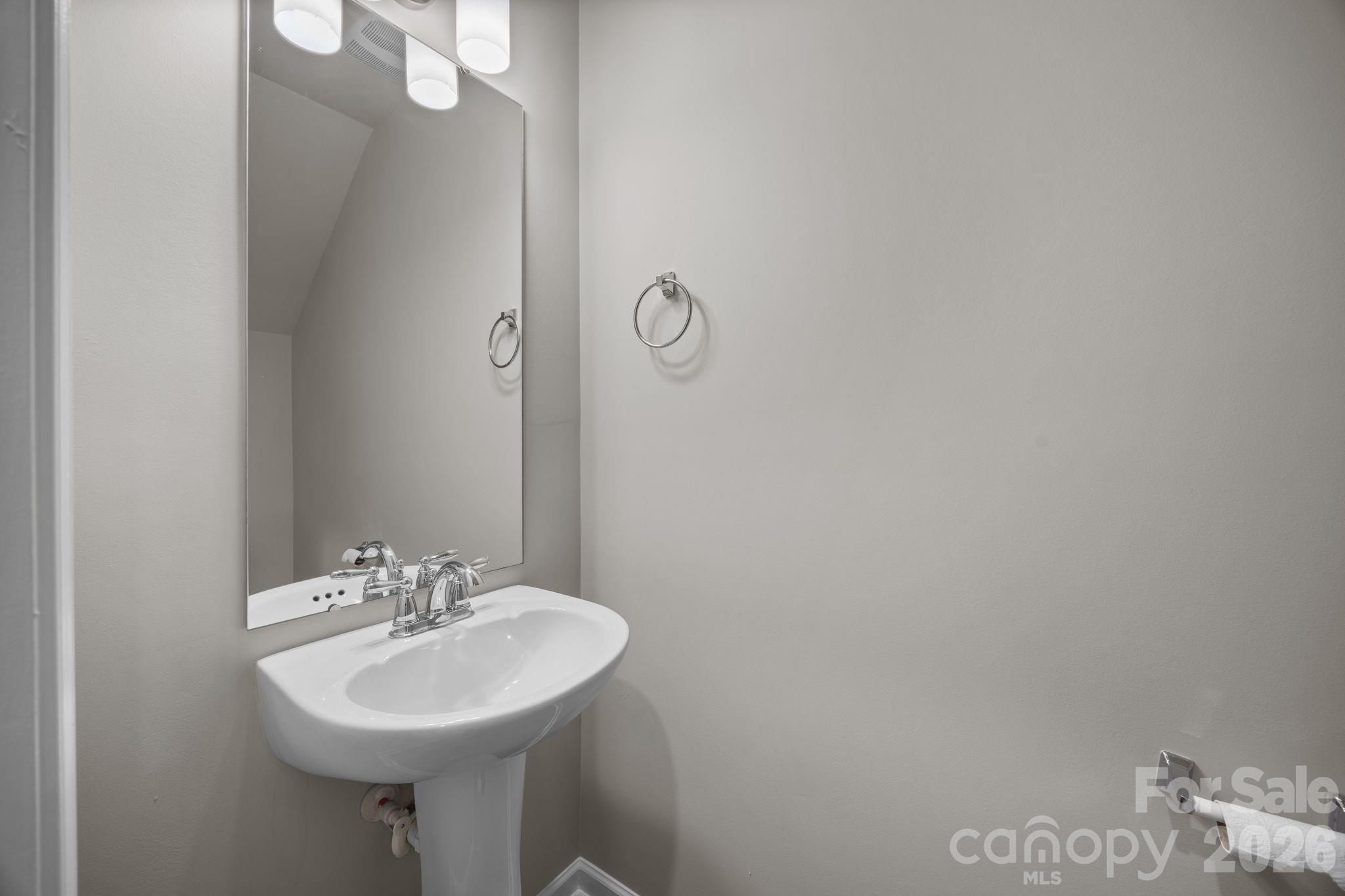 Photo 11 of 8105 Alderton Lane, Charlotte, NC