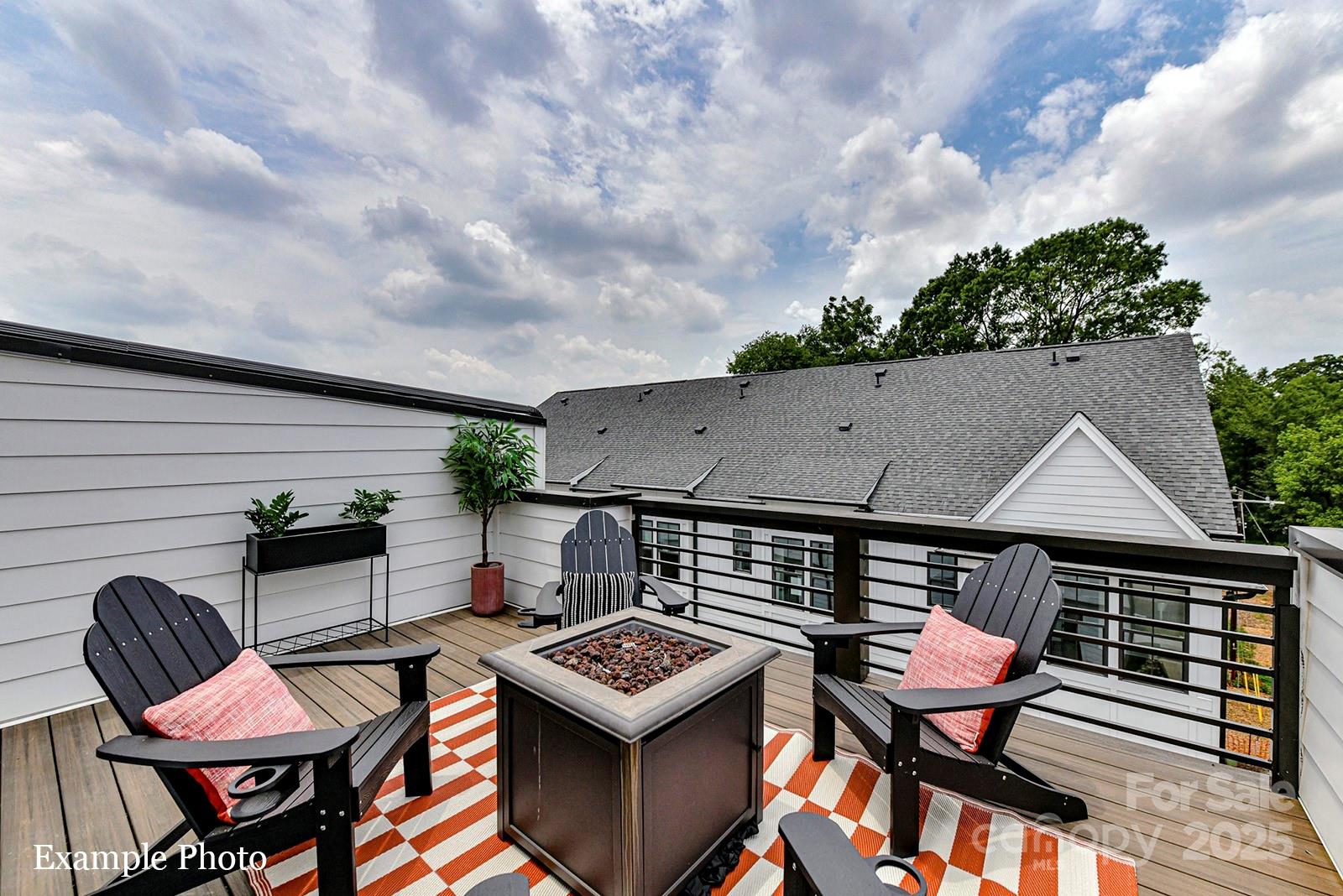 Home for sale at 514 Lockwood Creek Drive30, Charlotte, NC — photo 1 of 12