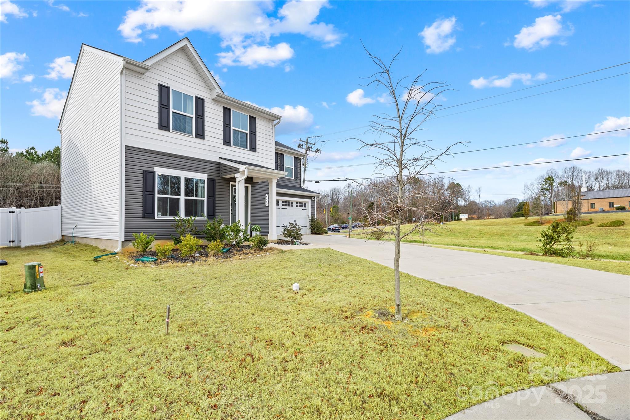 Photo 2 of 4447 Wild Ridge Drive, Charlotte, NC